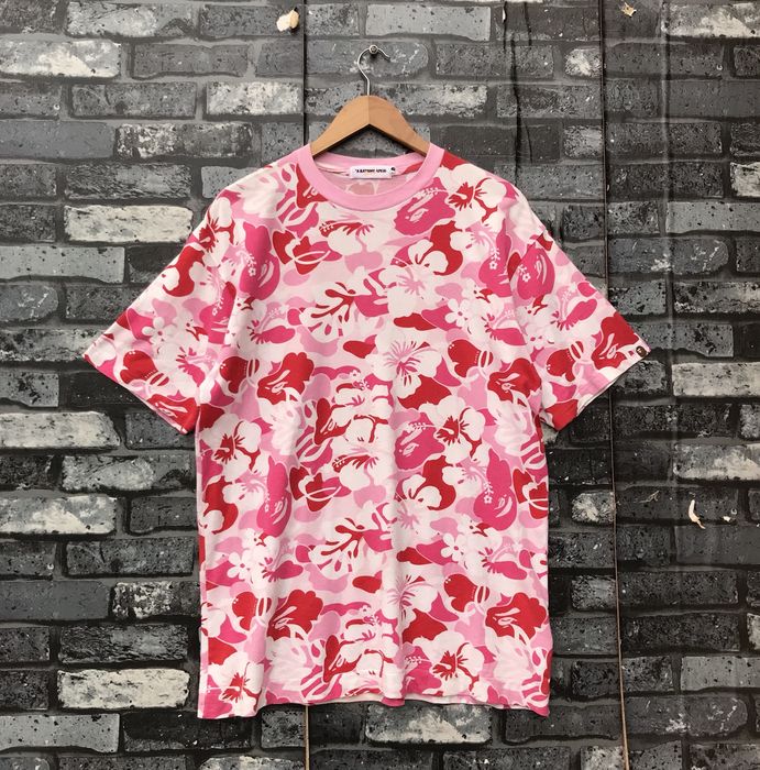 Bape BAPE Pink Flower Camo Fullprint Design 90s A Bathing Ape T-Shirt ...