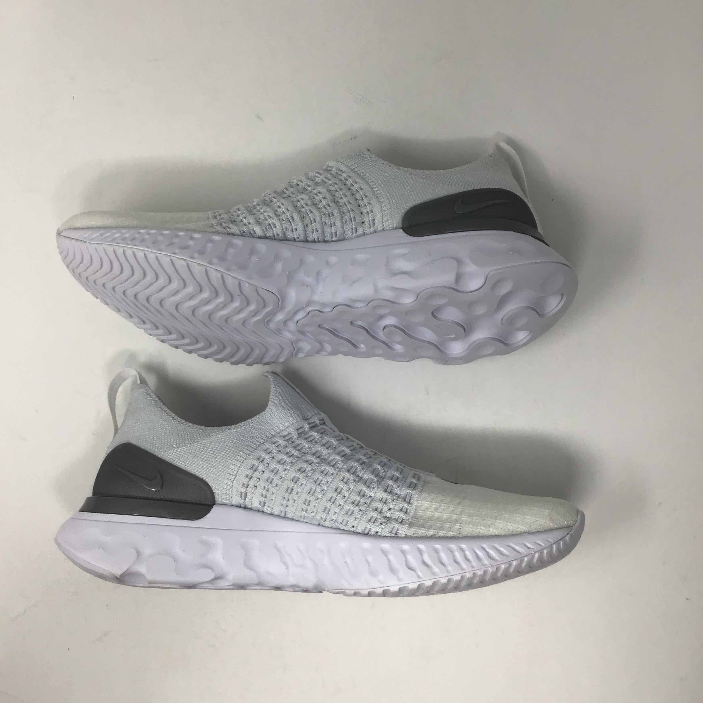 Nike Wmns React Phantom Run Flyknit 2 True White Silver | Grailed