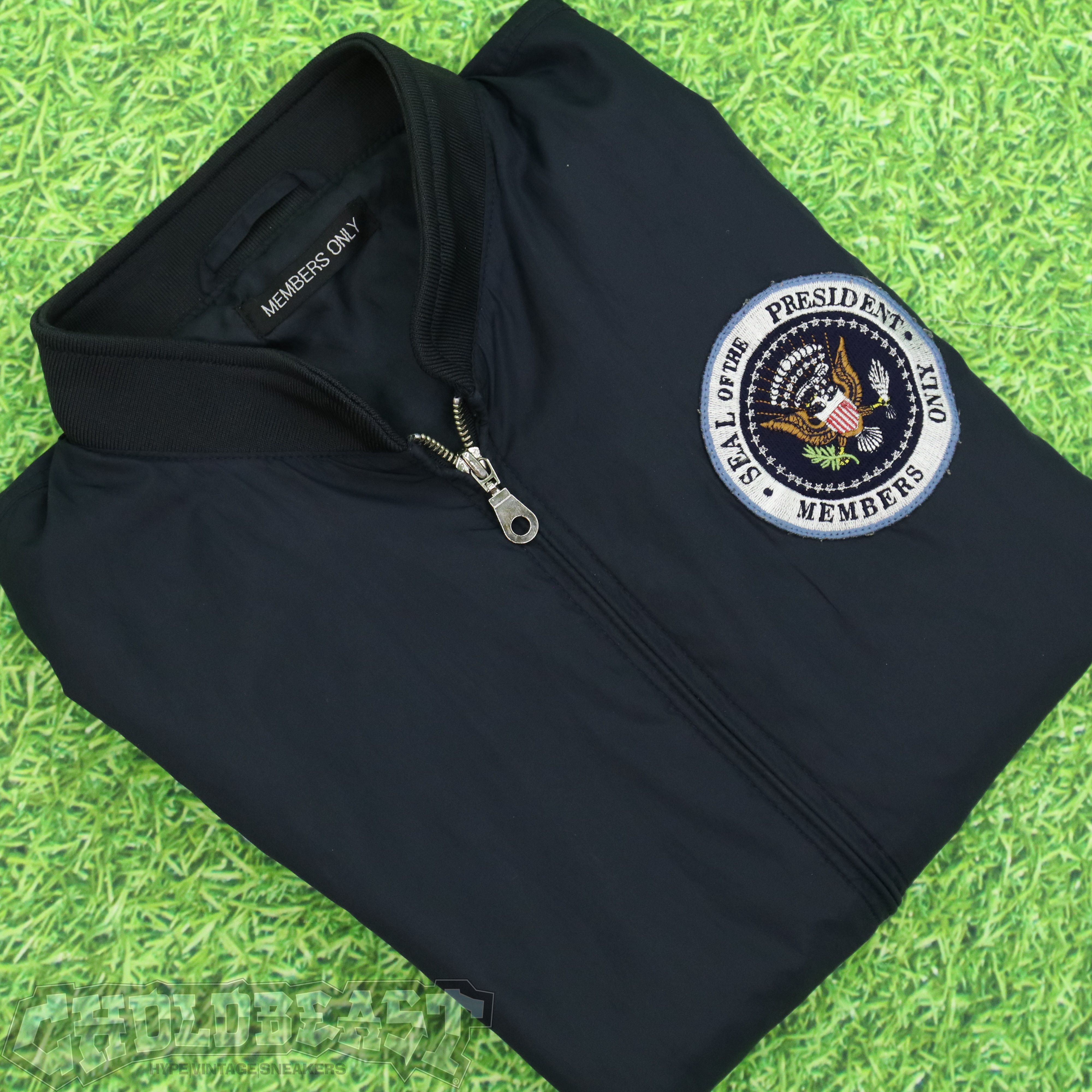 Members Only × Vintage × Windbreaker Members Only Seal of the President ...
