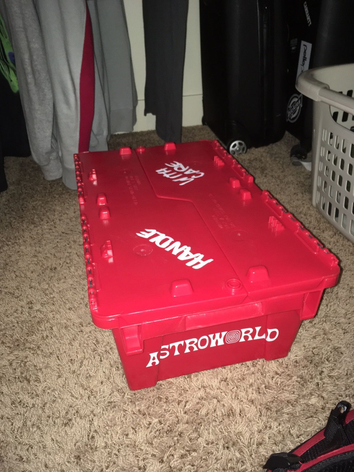 Travis Scott Travis Scott Astroworld Crate Box | Grailed