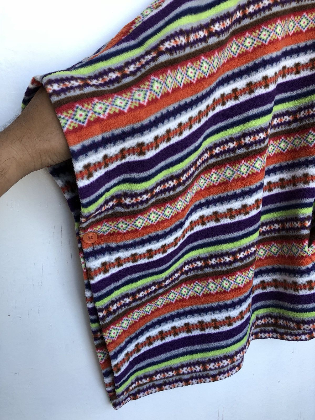 Uniqlo Uniqlo Poncho Fleece Multicolour Design | Grailed