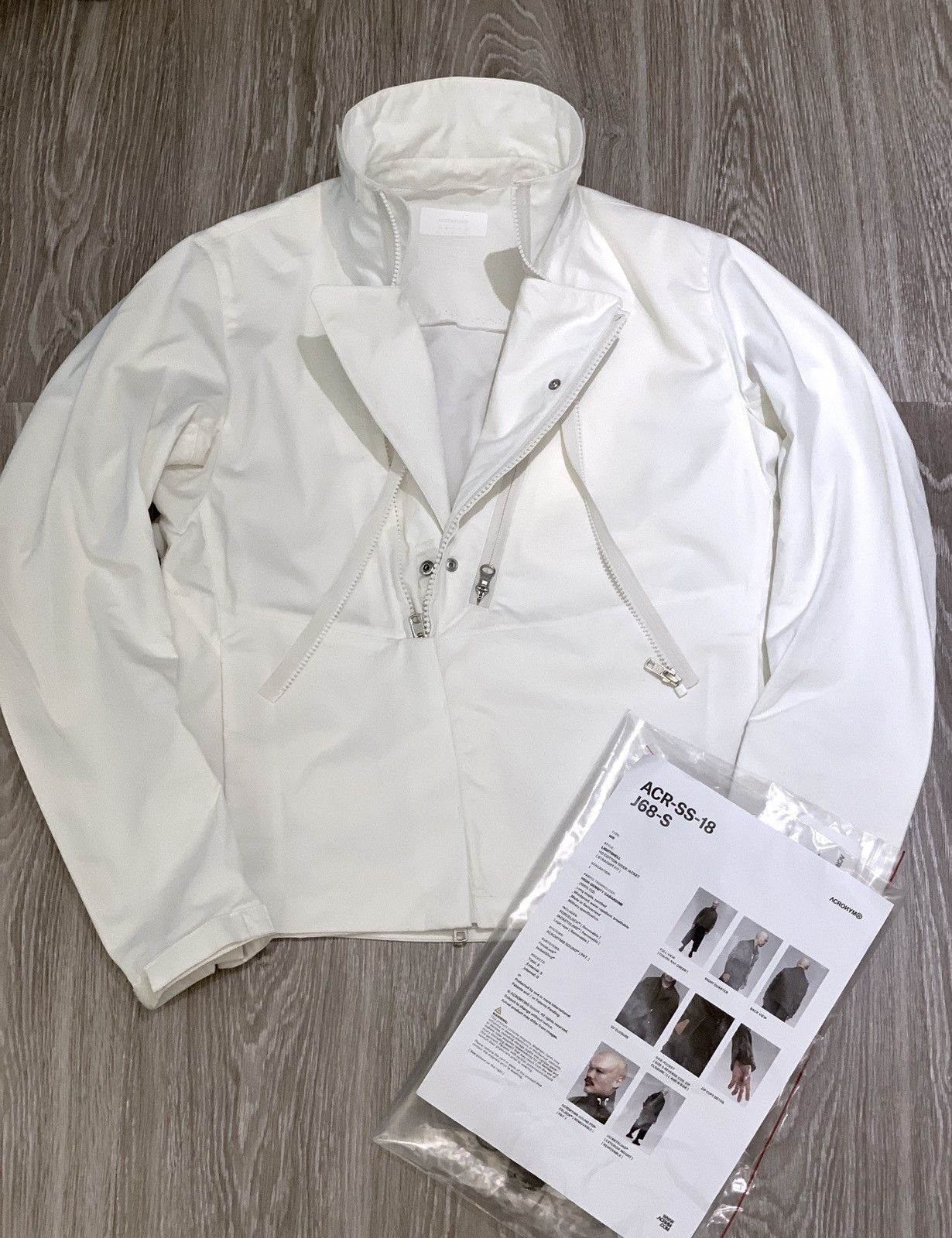 Acronym J68-S (Below Retail) | Grailed