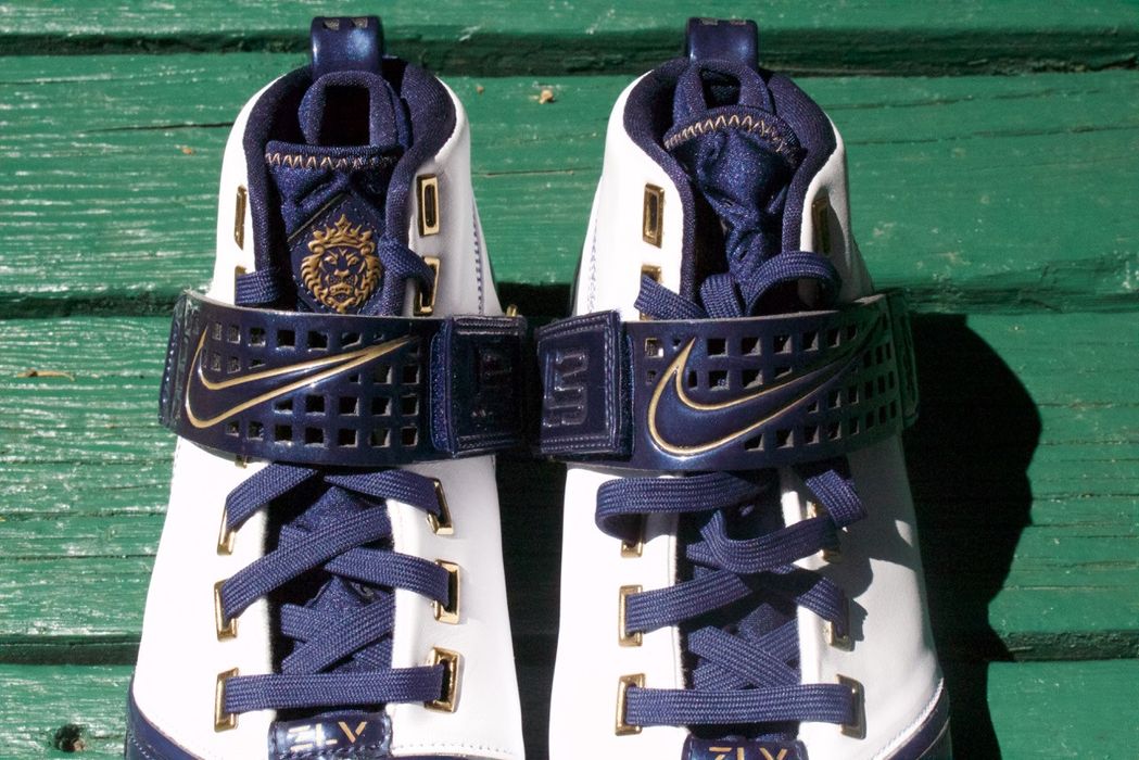 Nike LeBron 5s Midnight Navy | Grailed