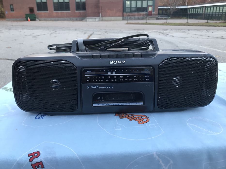 Vintage 80s Vintage SONY Radio Tape Deck AM/FM | Grailed