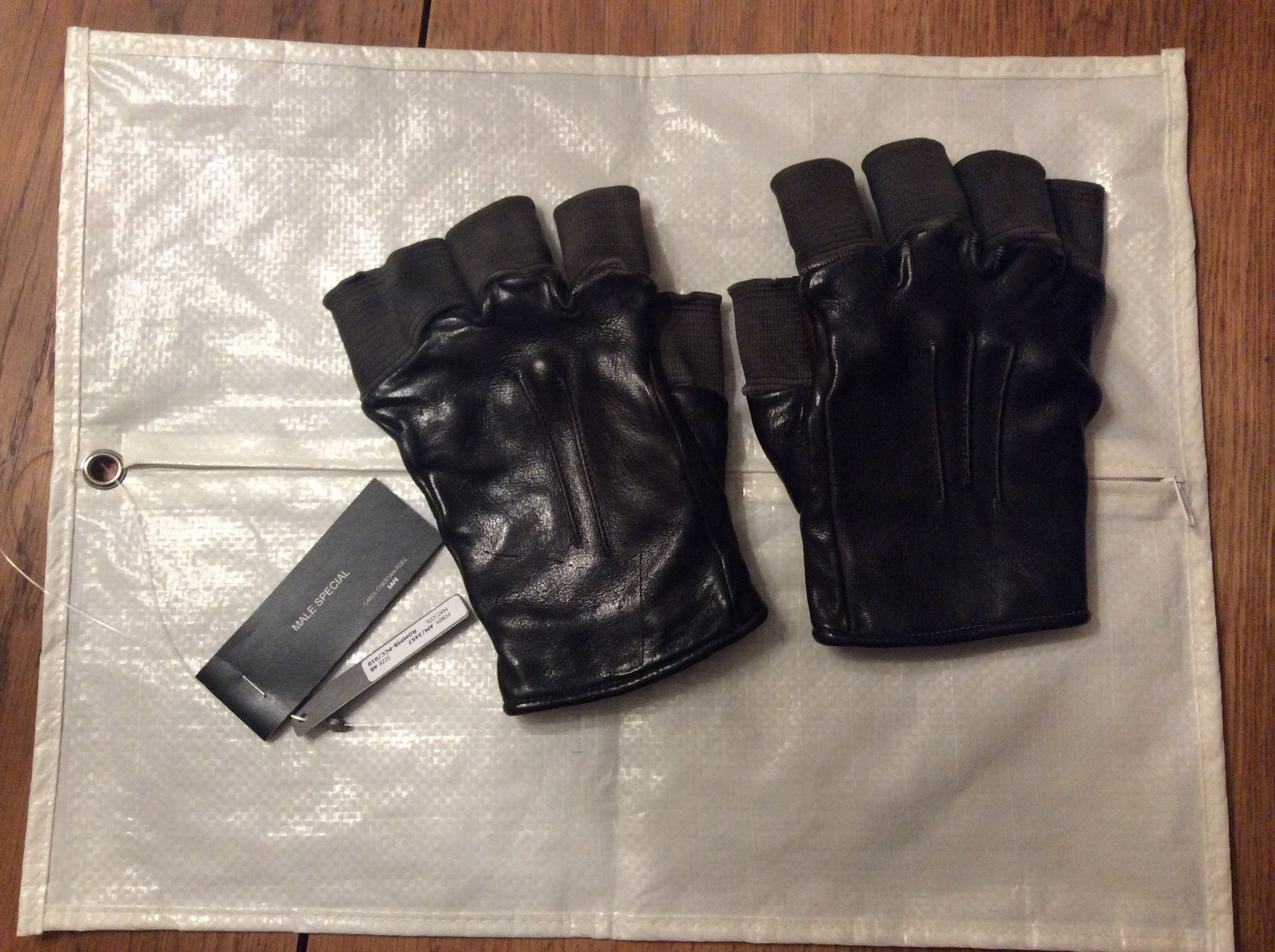 Carol Christian Poell CCP Gloves | Grailed