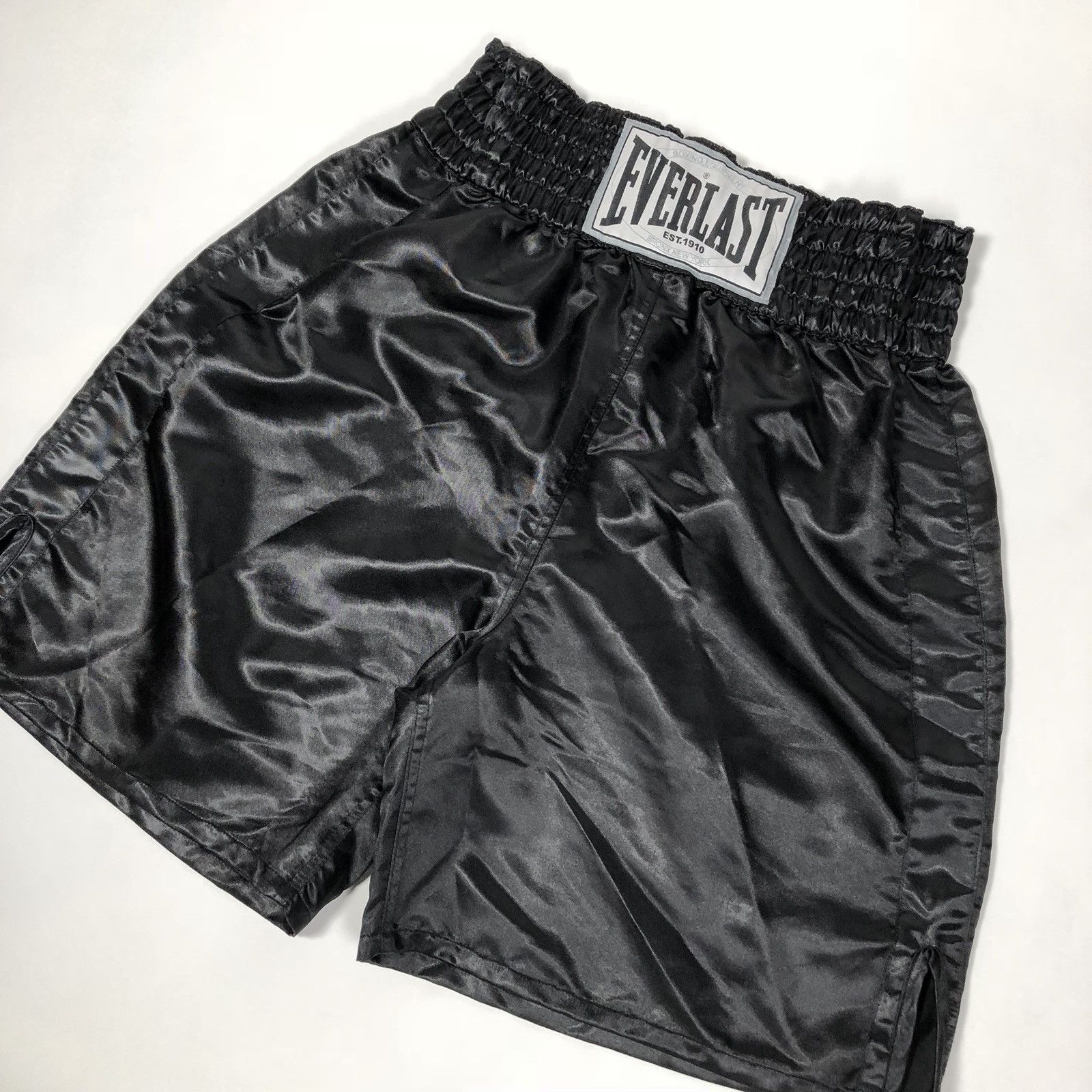 Everlast 🥊 🥊 Everlast Boxing Equipment black satin high waisted boxing ...