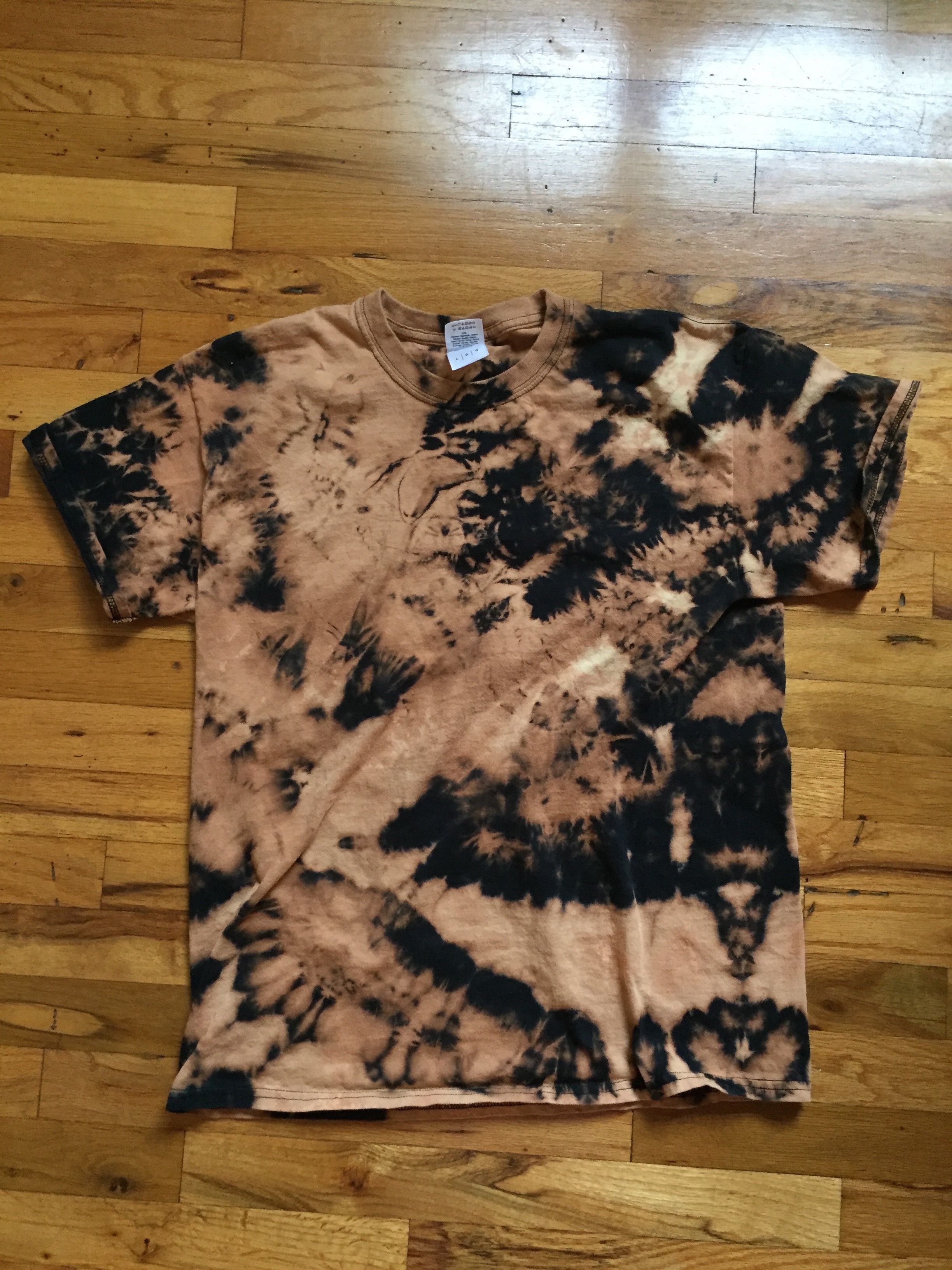 Gildan Discharge Tie Dye Shirt Large | Grailed