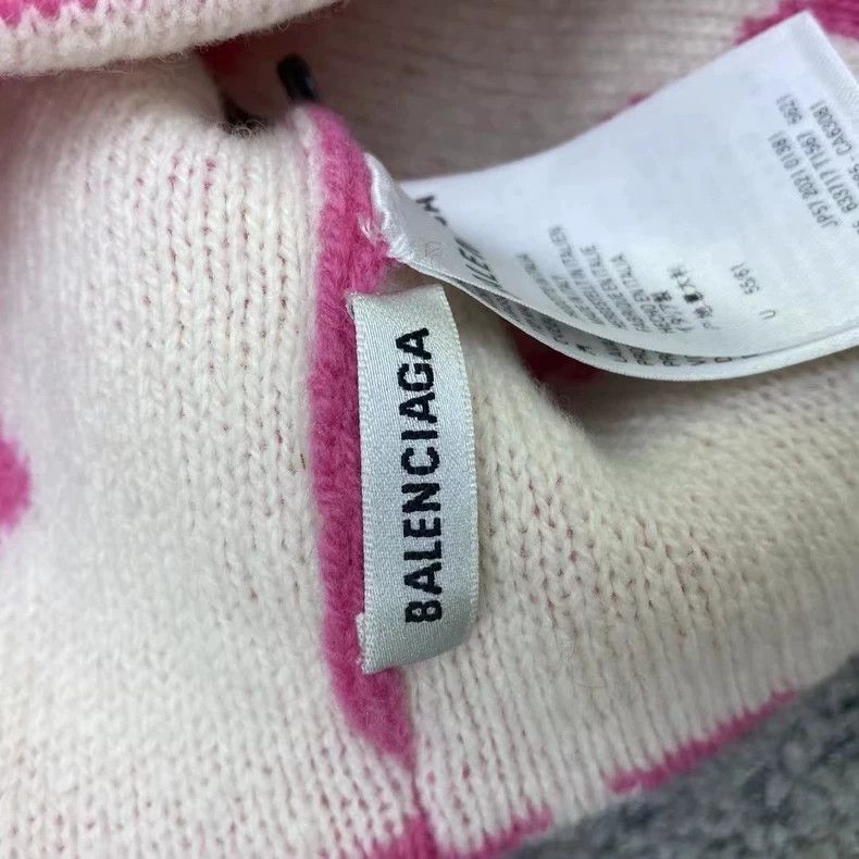 Balenciaga Balenciaga latest pink cashmere printed pattern logo beanie ...