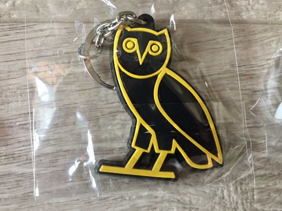 Drake Drake OVO Black And Yellow Keychain | Grailed