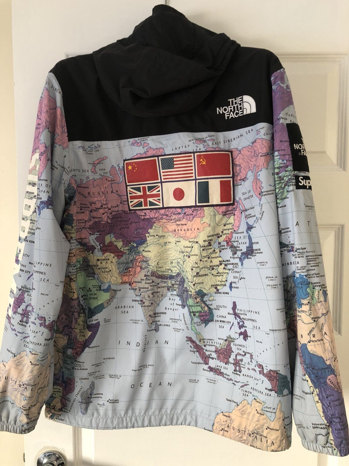 Supreme Supreme X The north face “maps” Jacket | Grailed