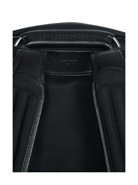 Tumi Tumi Arrive Logan Backpack | Grailed