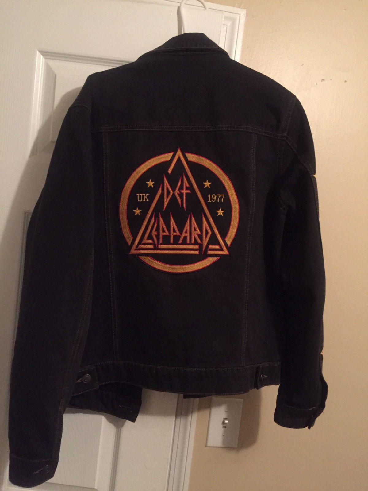 Forever 21 Def Leppard Denim Jacket | Grailed