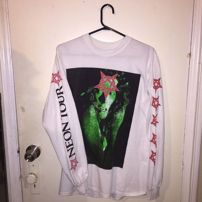 Playboi Carti Neon Tour Merch | Grailed