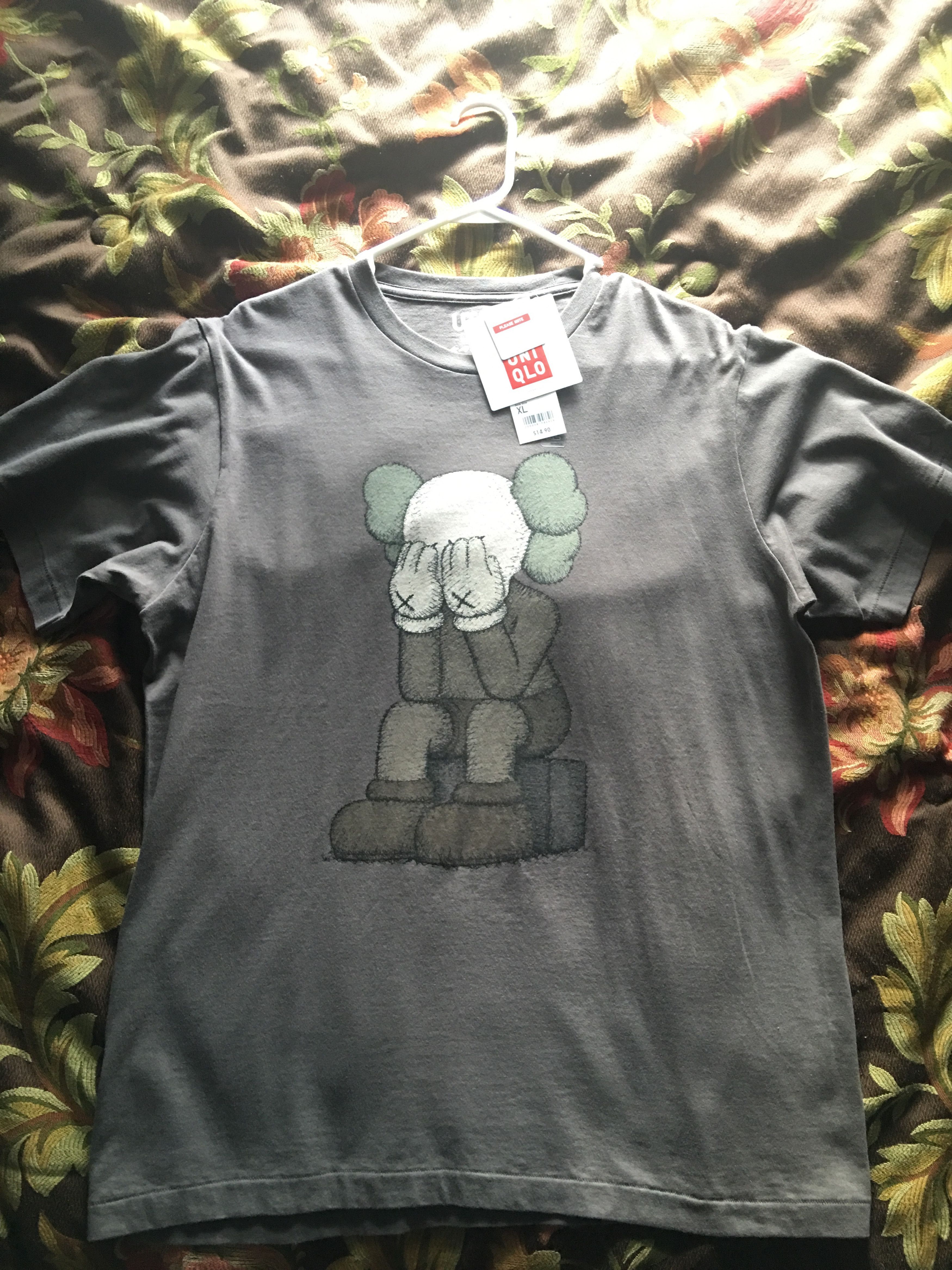 Kaws Kaws t shirt | Grailed