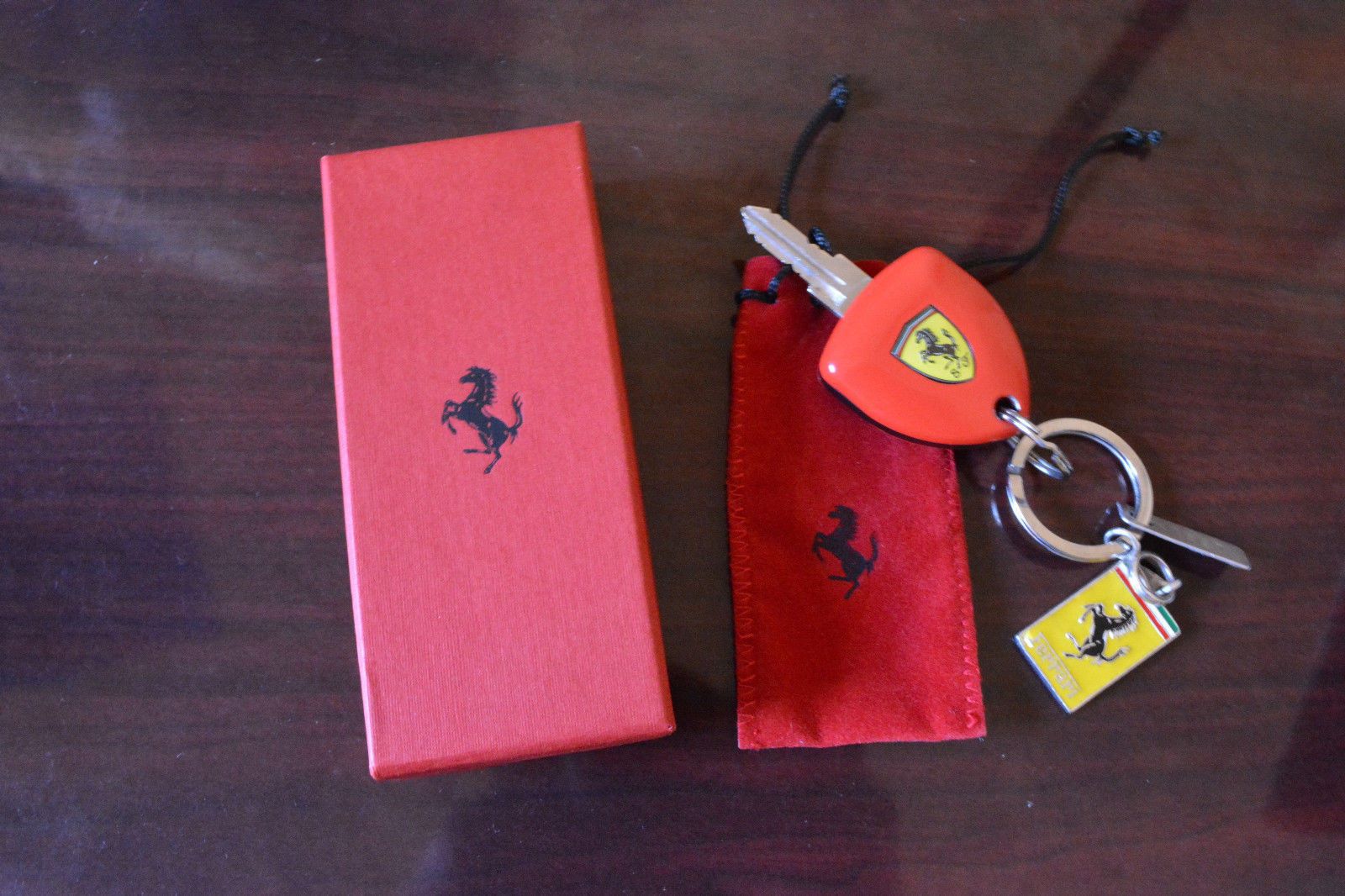 Ferrari Genuine Authentic FERRARI ENZO KEY FOB Remote Car Key Chain ...