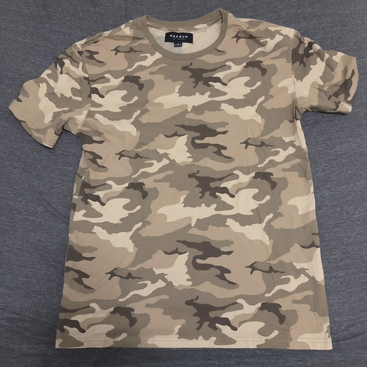 Pacsun Camo short sleeve | Grailed