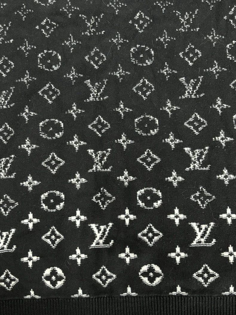 Louis Vuitton Louis Vuitton Gradient Logo Crewneck Sweater - dmc | Grailed