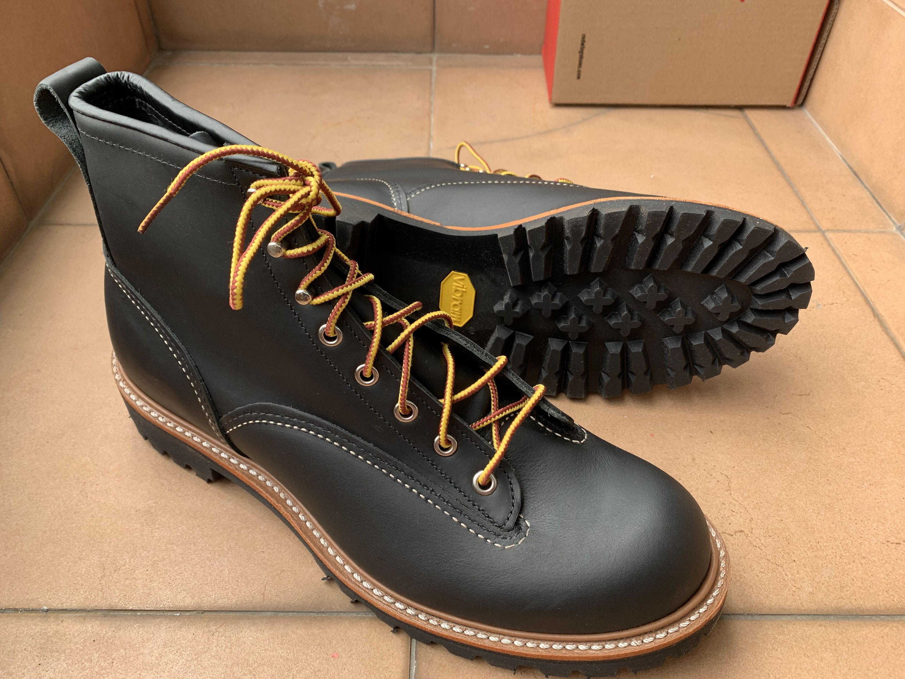 Red Wing Red Wing 2934 Lineman Boots Black Chrome 11D US | Grailed