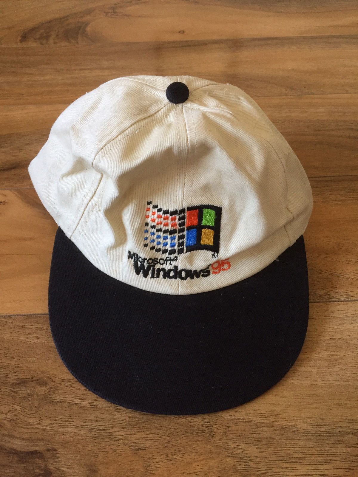 Microsoft VERYRARE* DS VINTAGE Microsoft Windows 95 strapback cap | Grailed