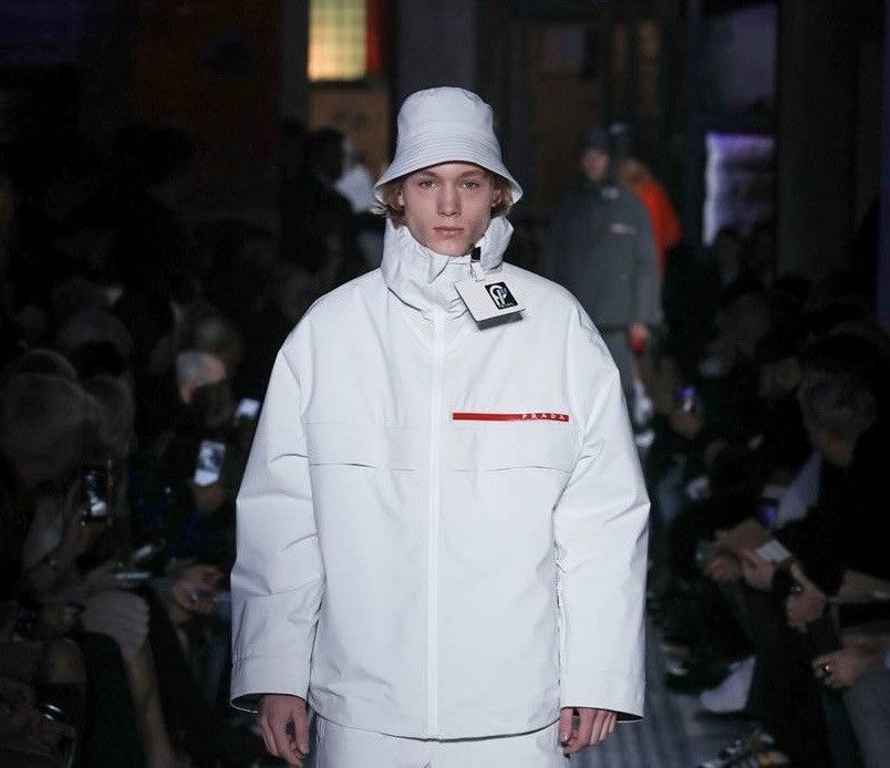 Prada Prada Linea Rossa-logo Bucket hat | Grailed