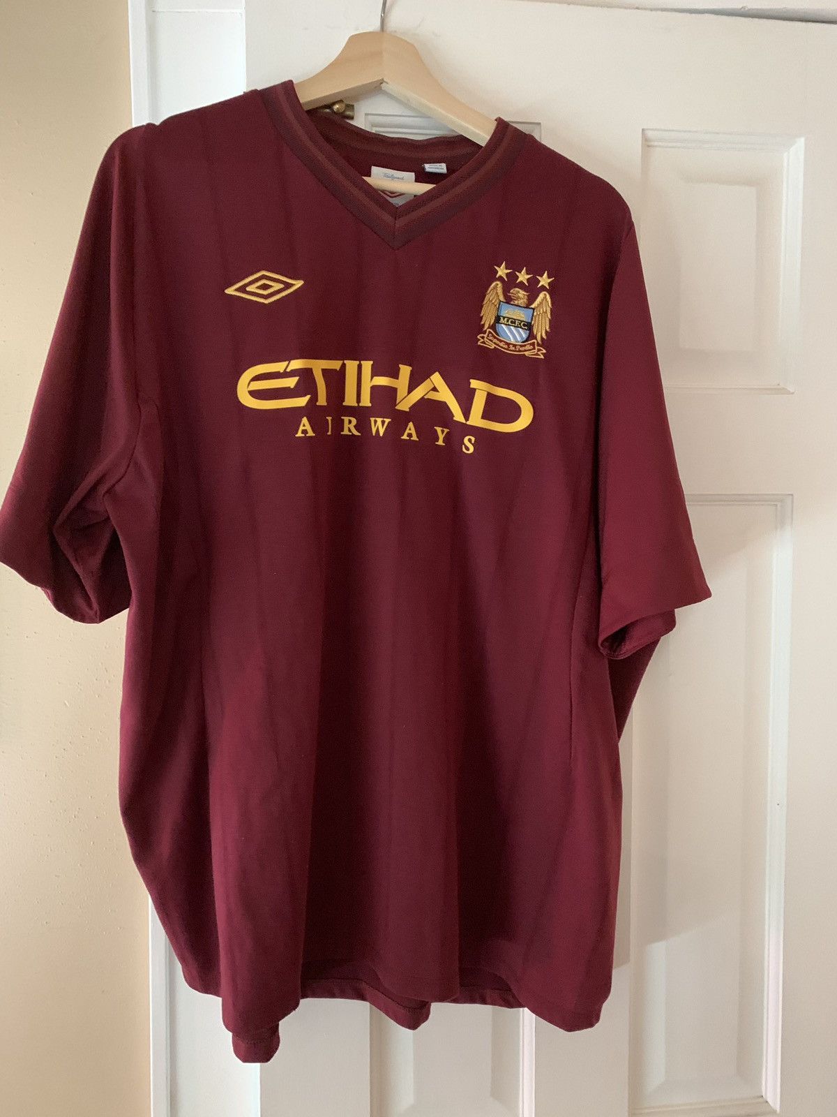 Umbro David Silva Manchester city maroon jersey #21 | Grailed