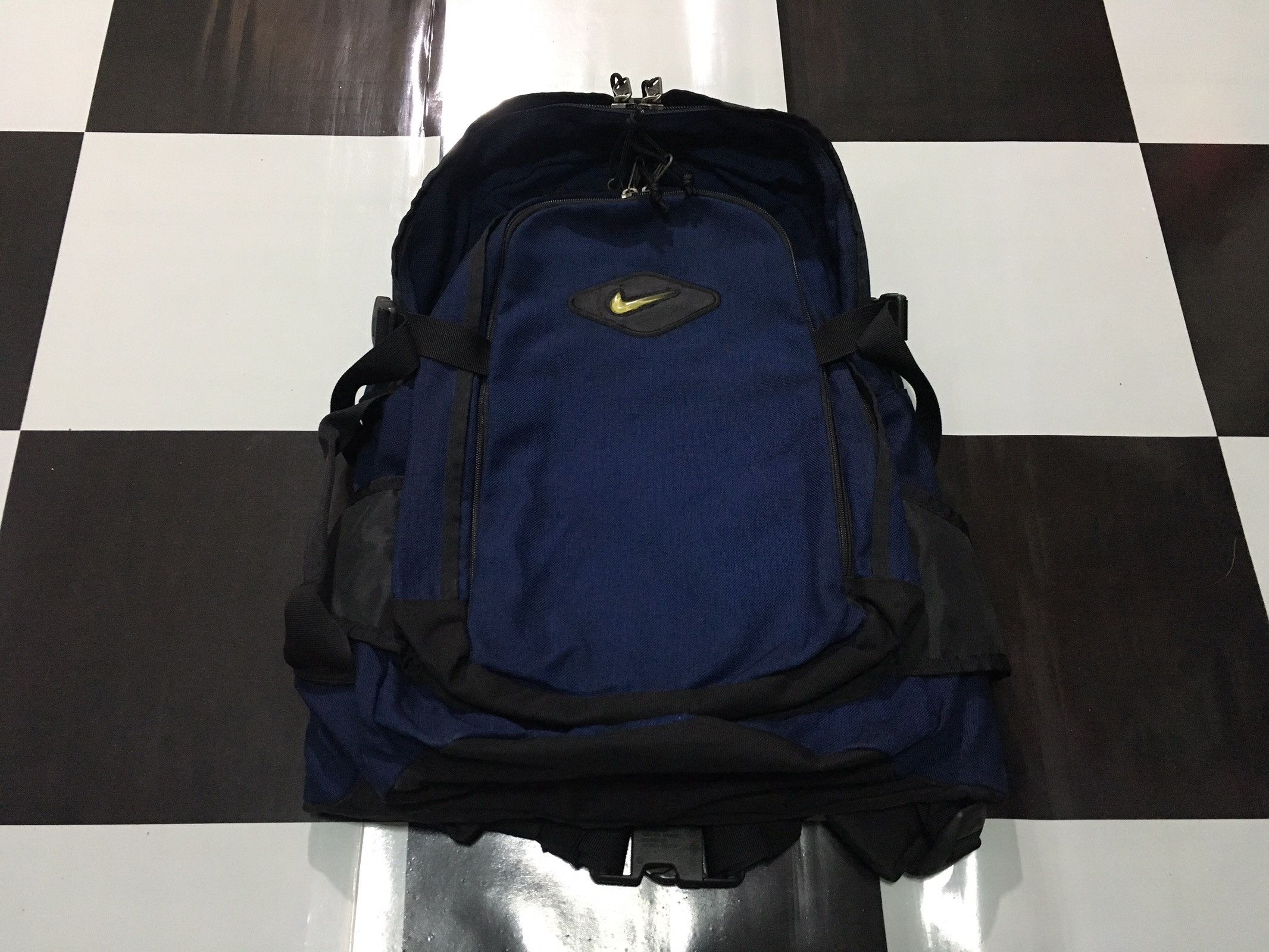 Nike Vintage 1997 Nike backpack Good condition 90s Nike bag | Grailed