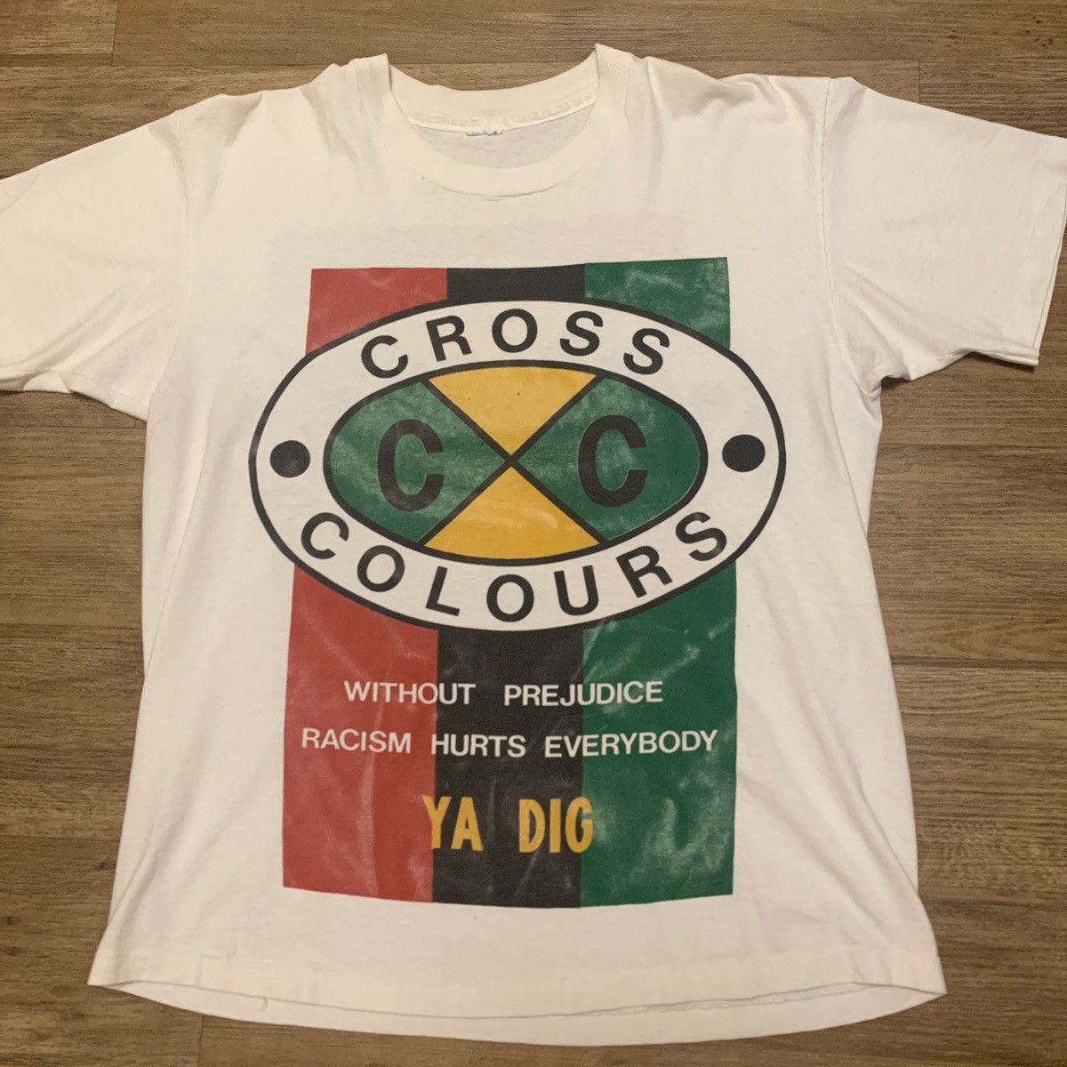 Vintage Rare vintage Cross Colours rap style tee shirt urban jungle ...