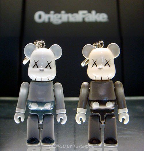 Kaws × Medicom Bearbrick × Original Fake KAWS Original Fake Companion ...