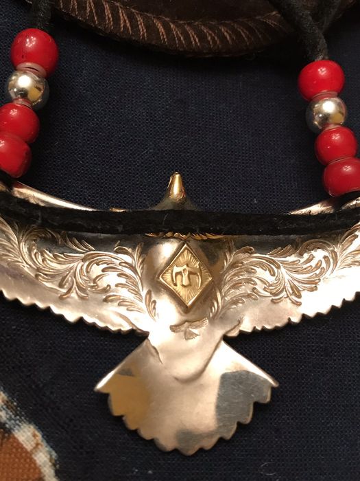 Goros Taro Washimi Karakusa Eagle Set | Grailed