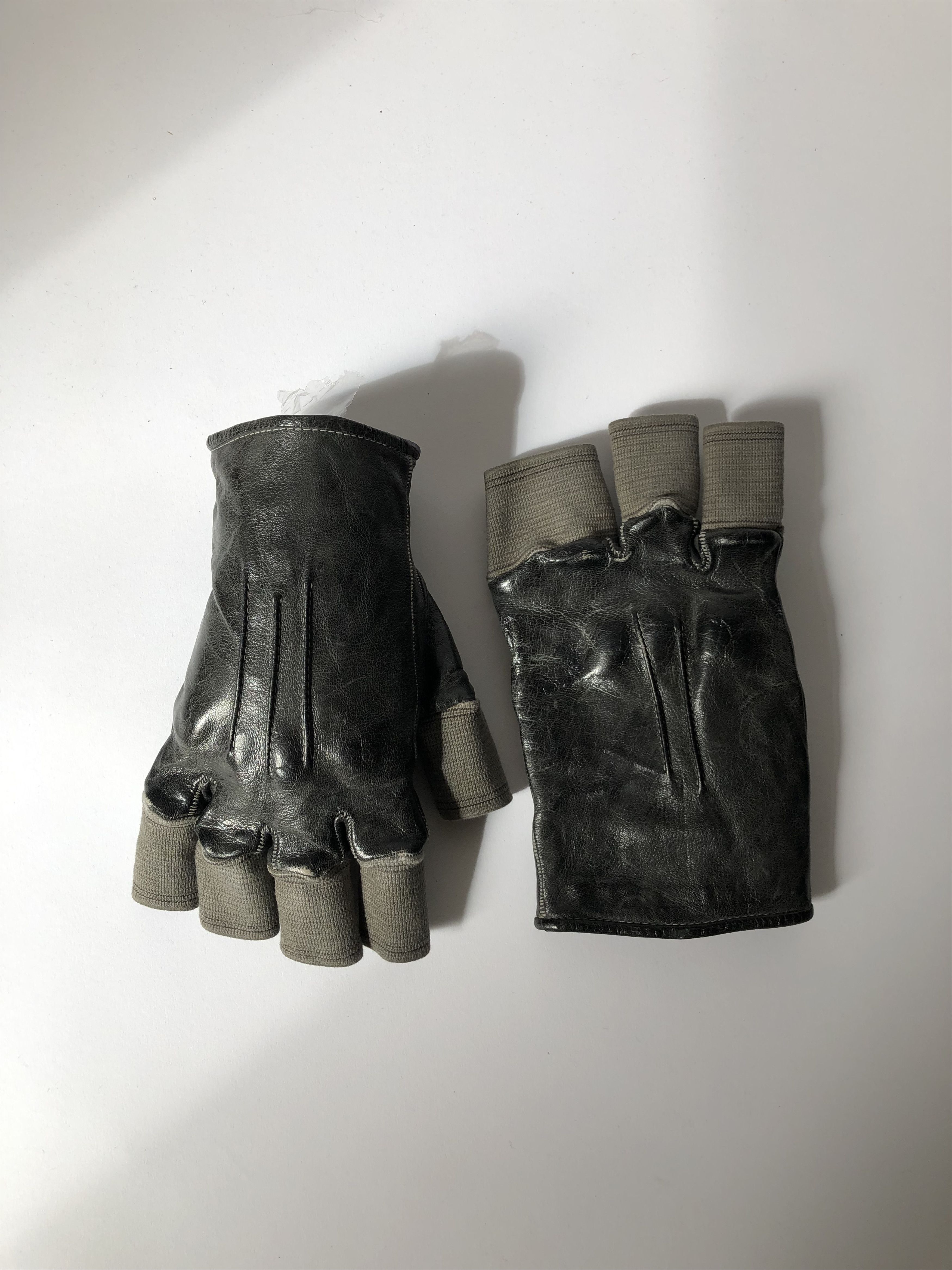 Carol Christian Poell 9 fingers CCP horse leather gloves | Grailed
