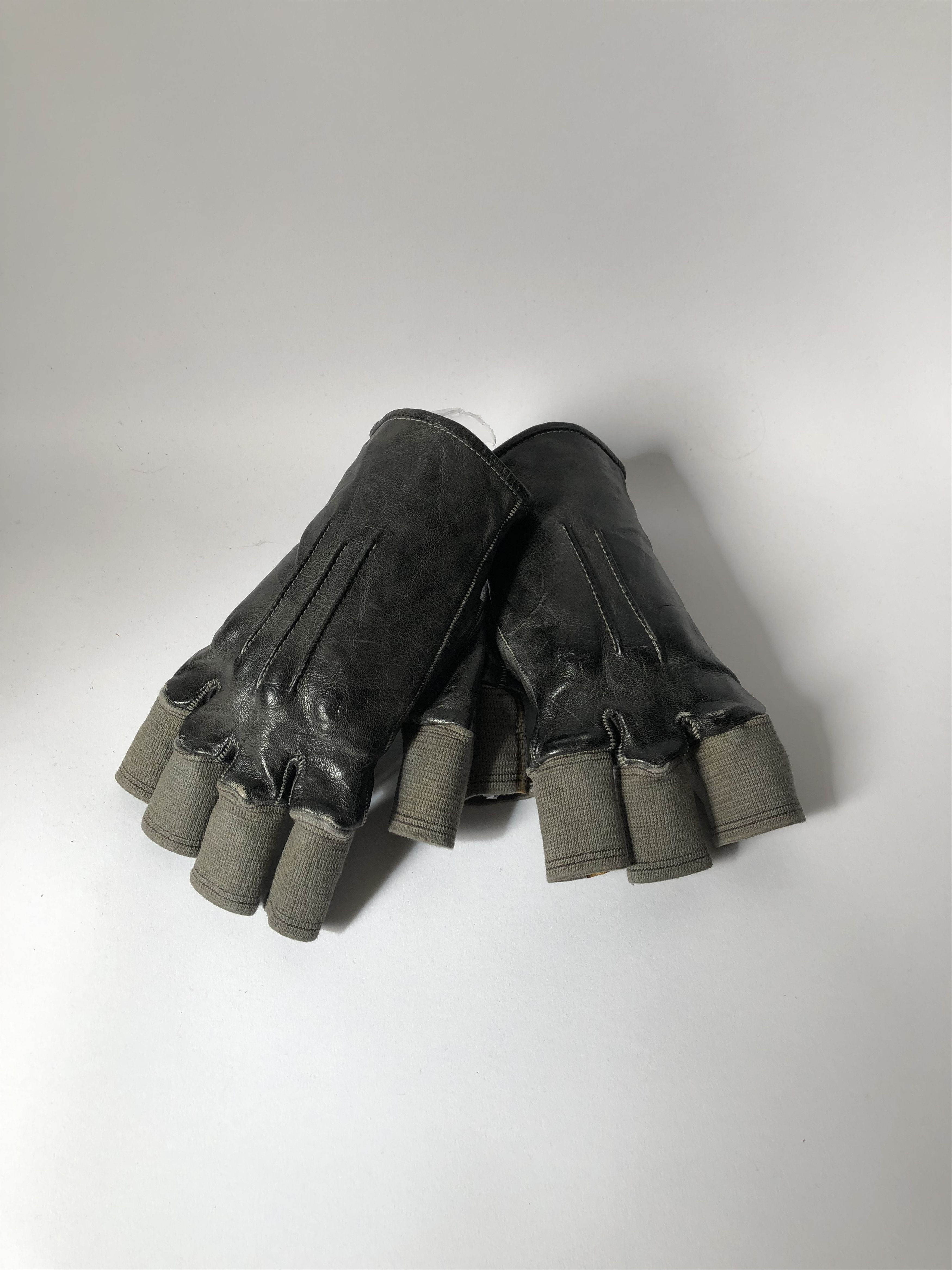 Carol Christian Poell 9 fingers CCP horse leather gloves | Grailed