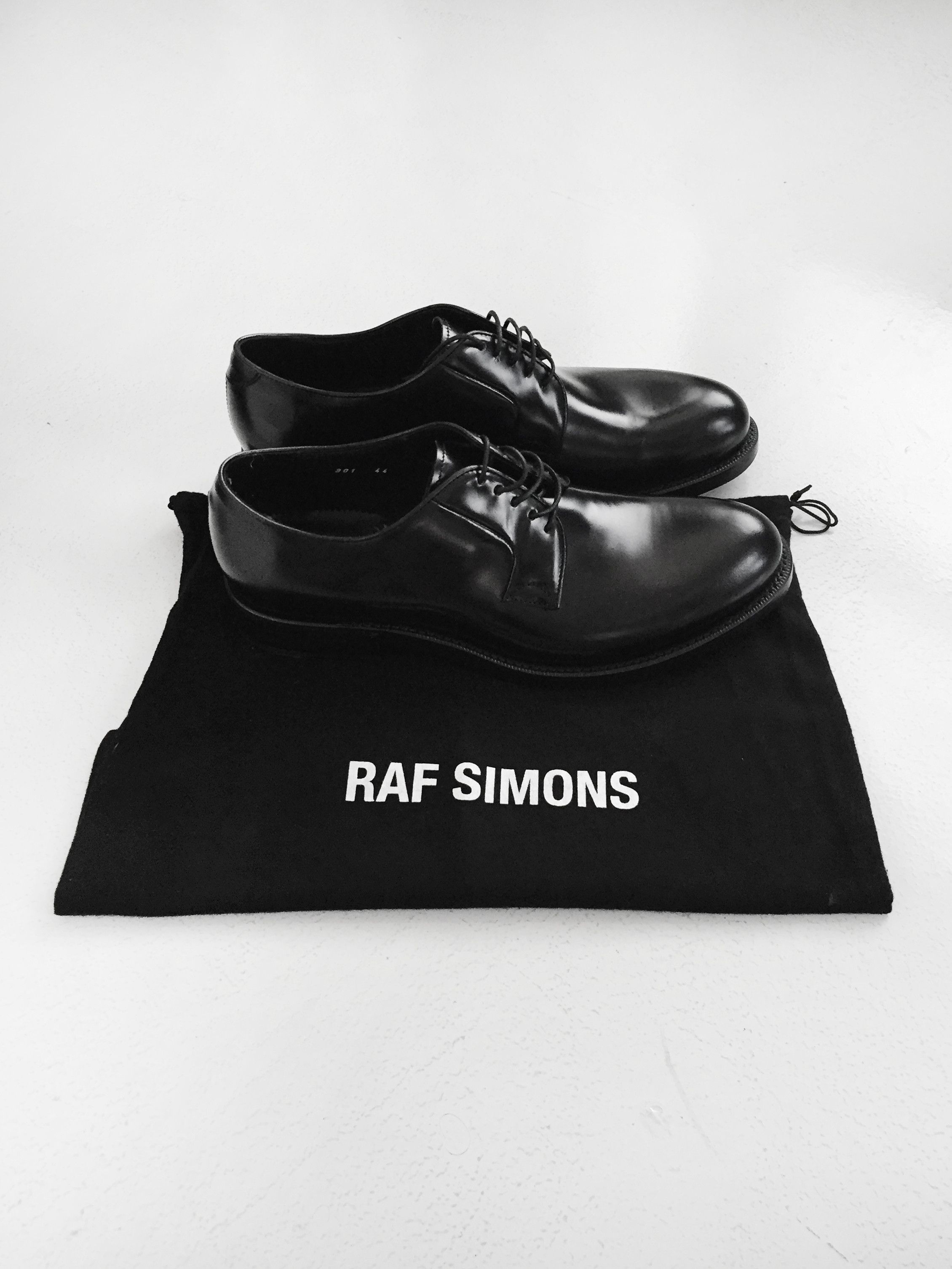 Raf Simons Classic Leather Derby Shoes | Grailed