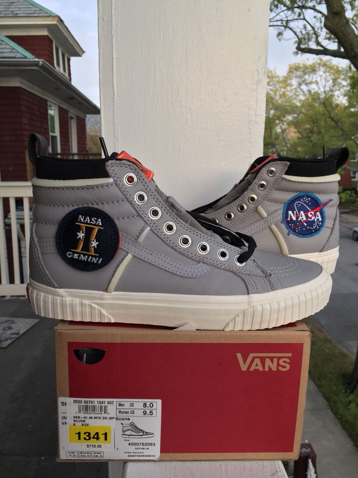 Nasa × Vans Vans X Nasa MTE Space Voyager Silver ComplexCon Exclusive ...