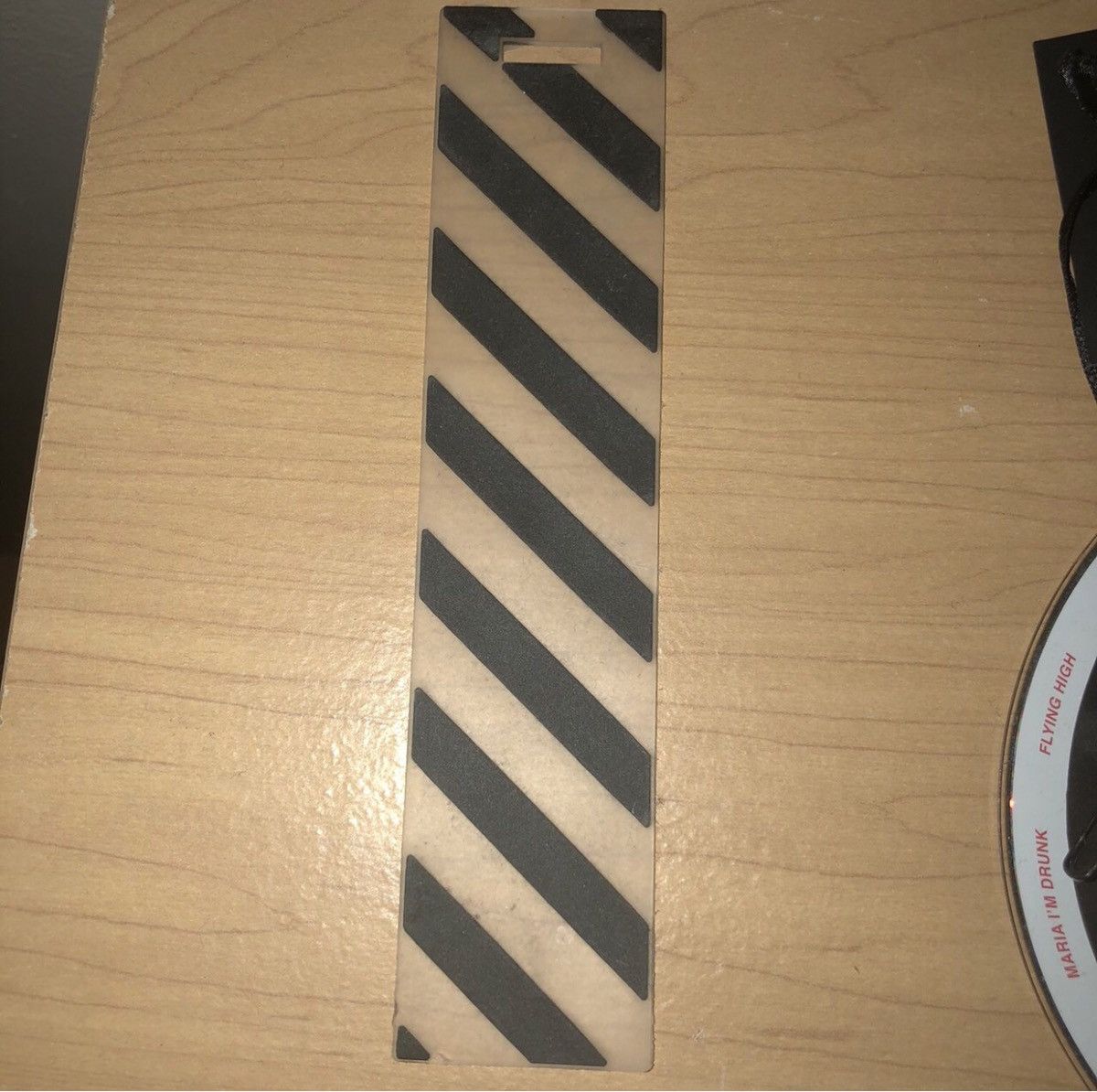 Off-White Off white tag | Grailed