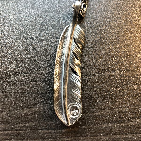 Goros Whole Goro’s set. RARE XL feather & 51cm 细角 chain | Grailed