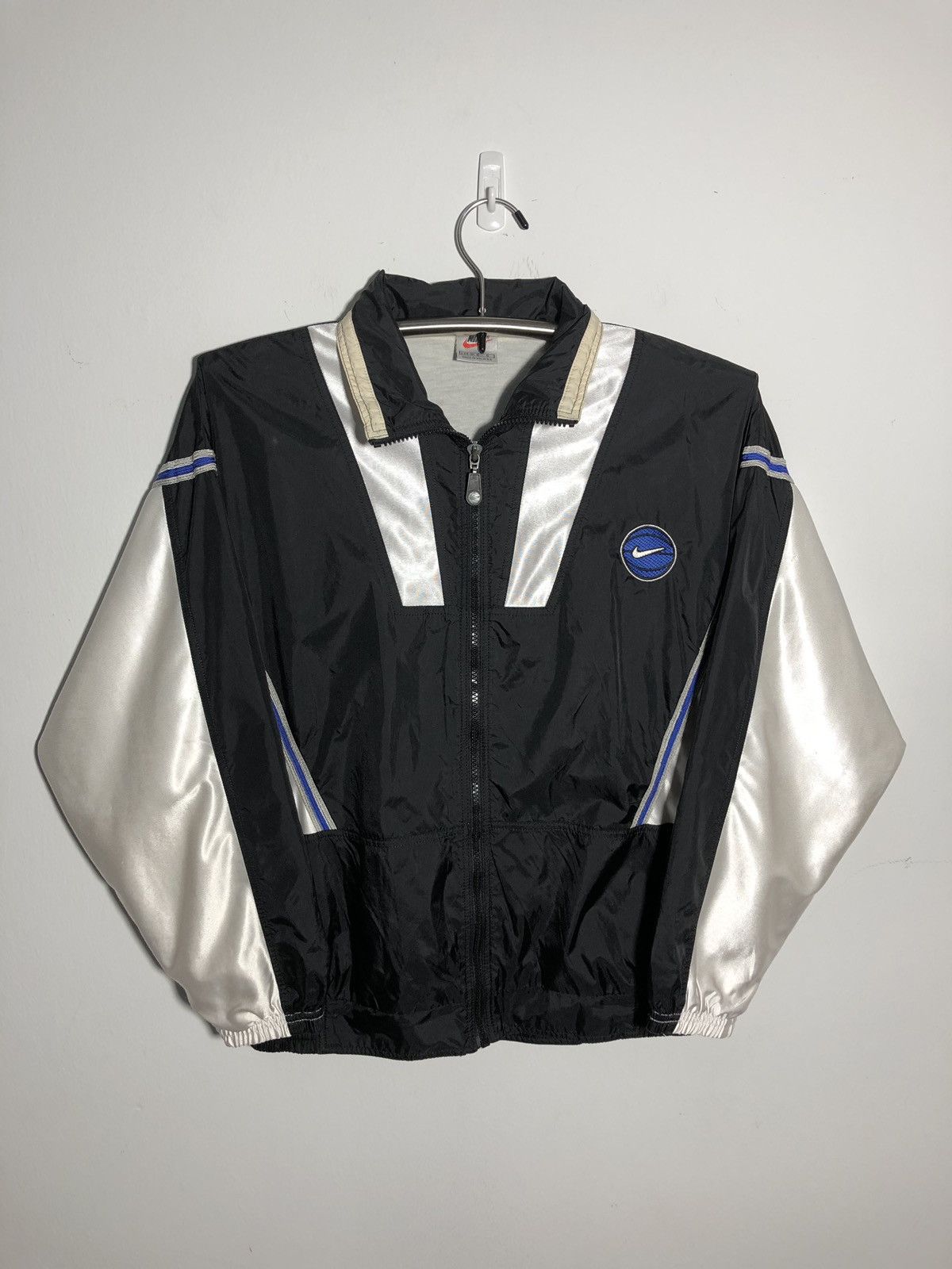 NBA × Nike × Vintage Vintage NIKE Basketball Zip Up Windbreaker Jacket ...