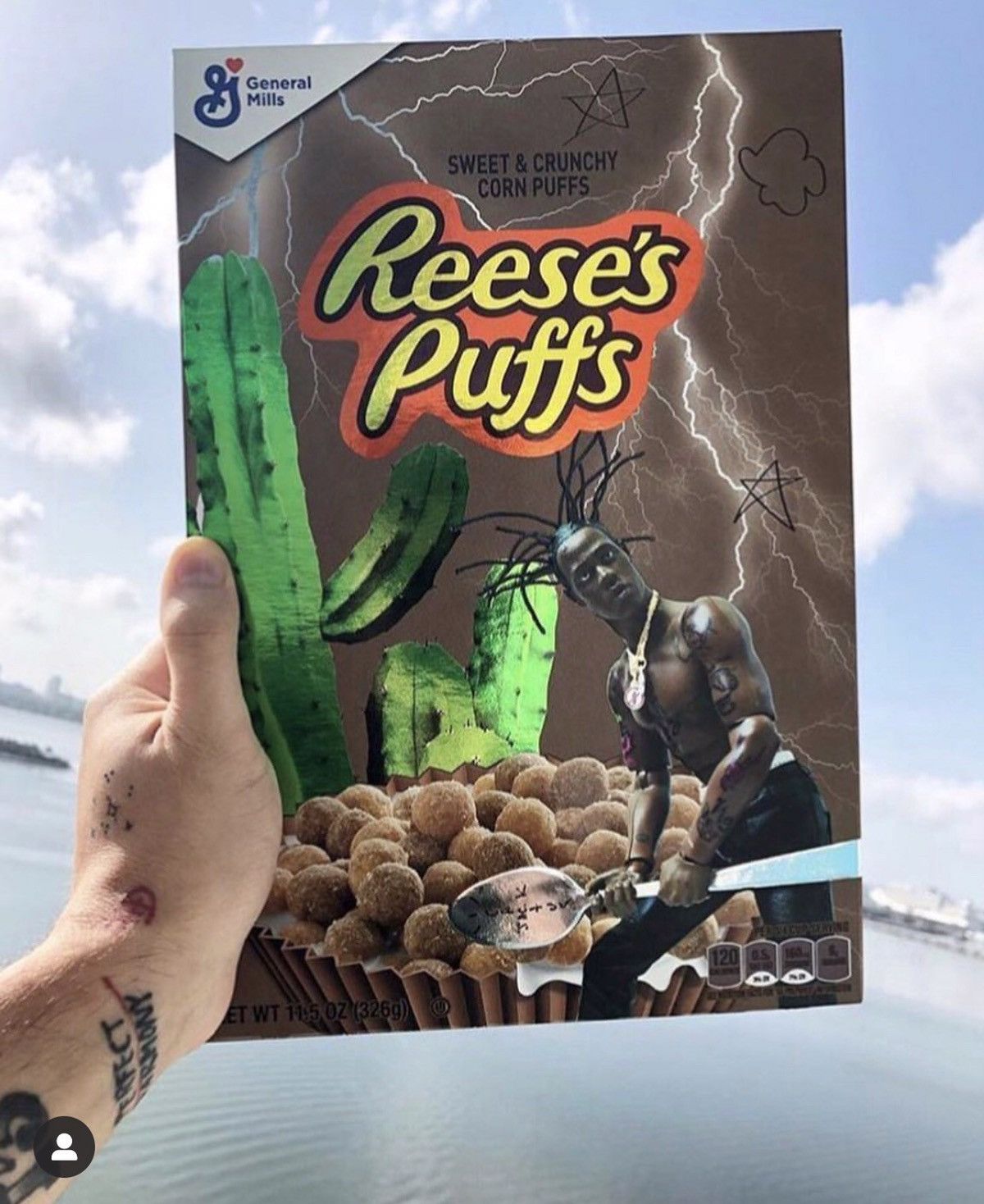 Travis Scott RARE Travis Scott cereal box | Grailed