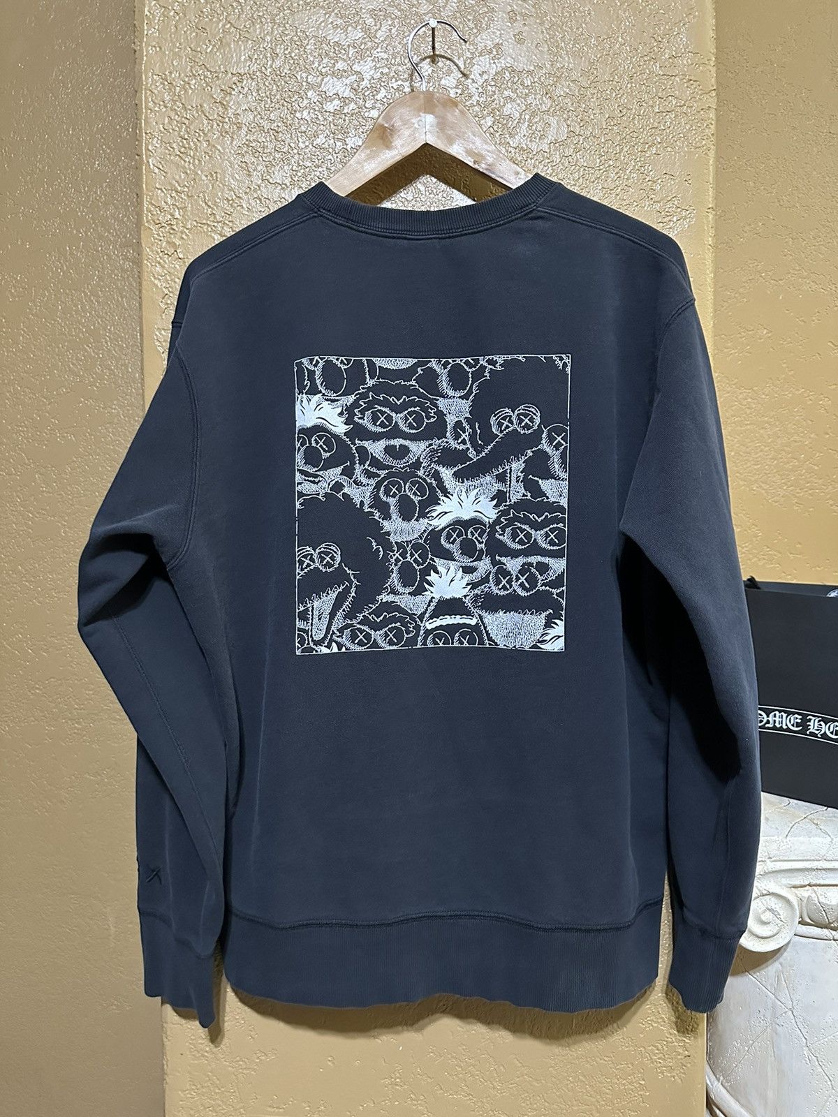 Kaws × Streetwear × Uniqlo KAWS x Sesame Street Uniqlo Sweatshirt Large ...