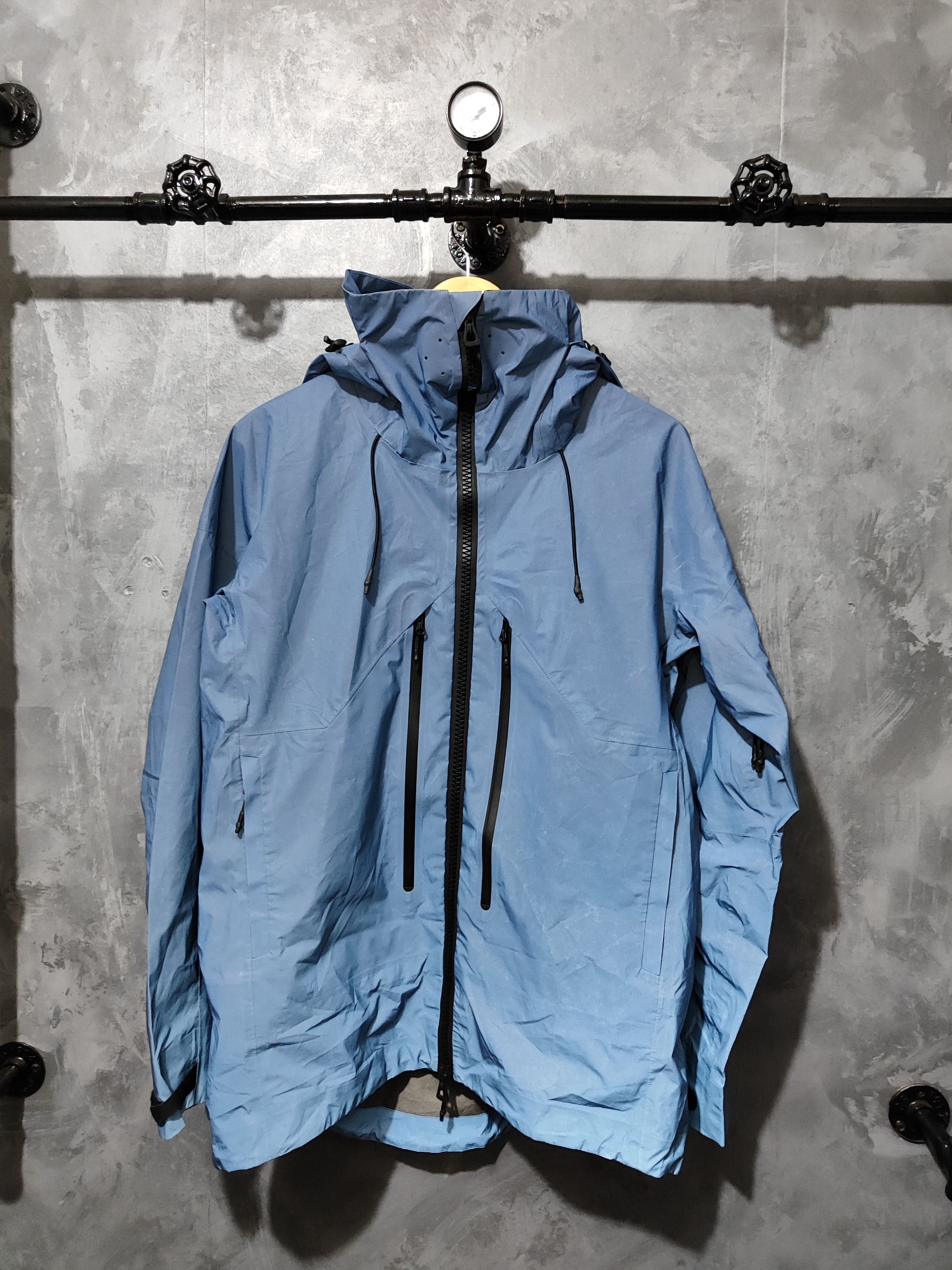 Vollebak Volleybak - Rare Blue Morpho Jacket | Grailed