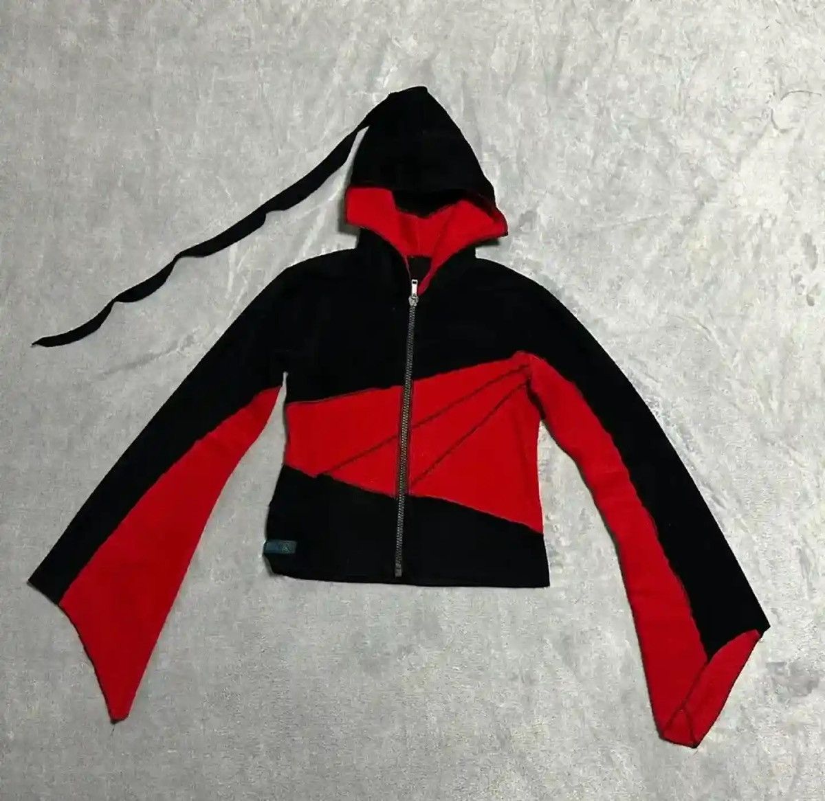 Vintage Avant-Garde Opium Vampire Vintage Fleece Zip Hoodie Japan | Grailed