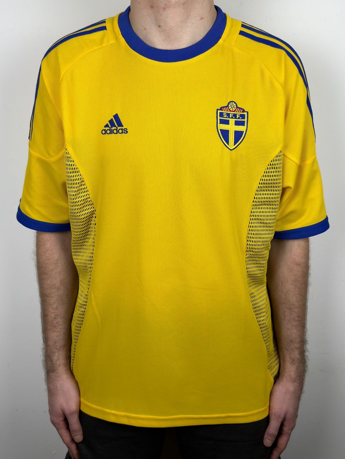 Adidas × Soccer Jersey × Vintage Sweden National Team 2002 Home Soccer ...