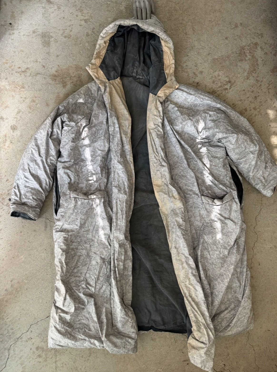 Kanye West × Yeezy YEEZY SEASON 9 UNRELEASED SAMPLE REVERSIBLE PUFFER ...