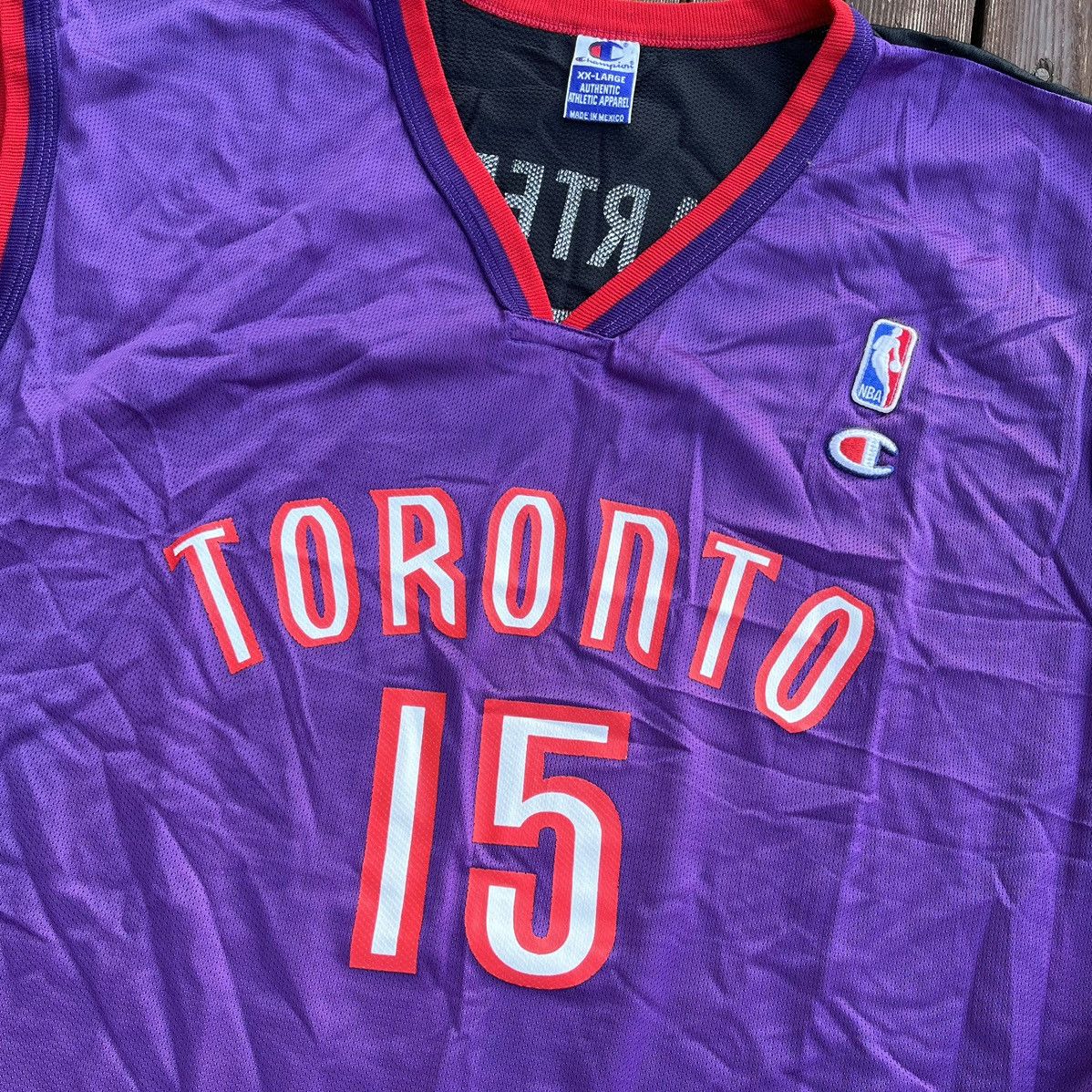 Vintage Vintage Y2K Champion Toronto Raptors Vince Carter NBA Jersey ...