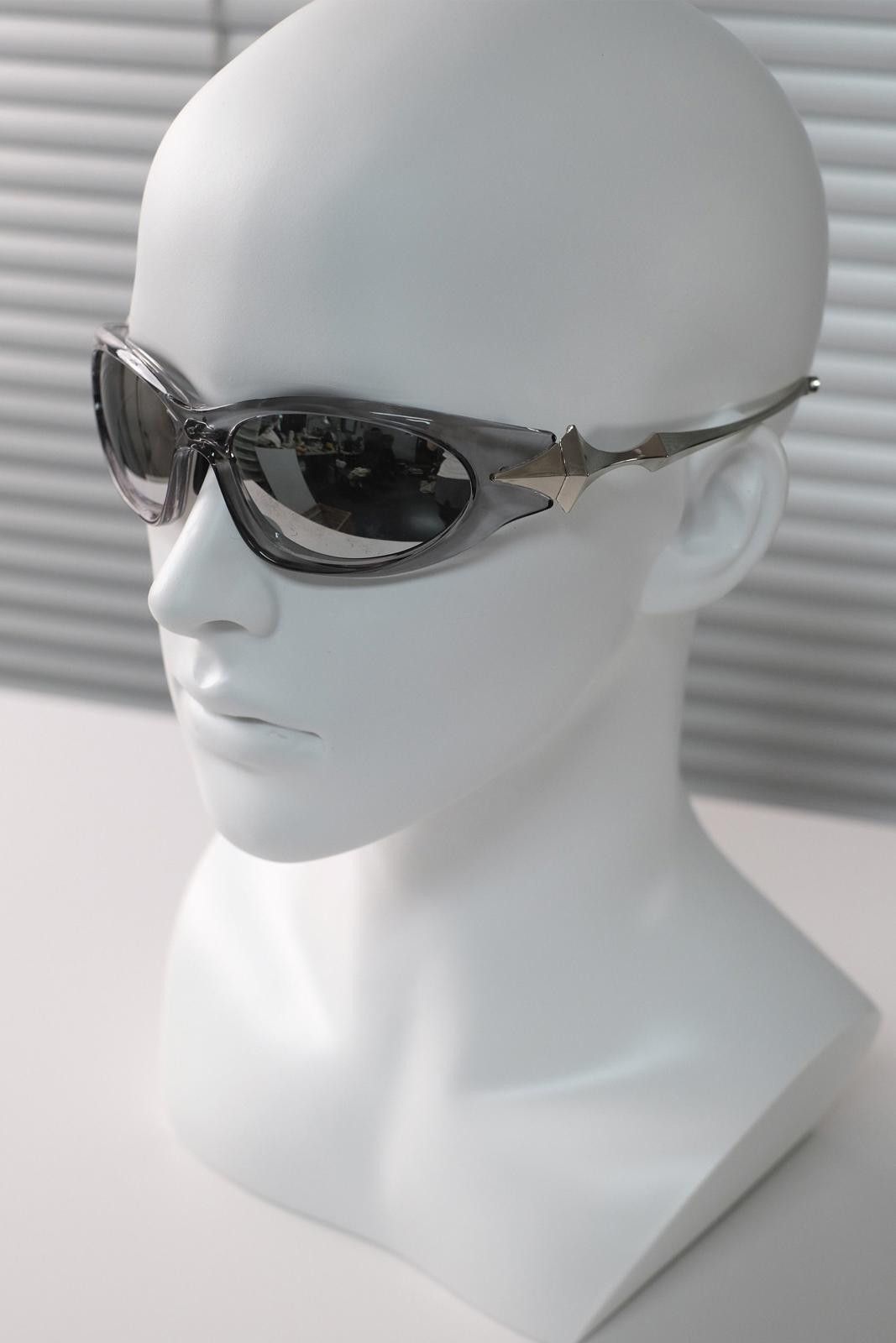 Japanese Brand Y2k Vtg Avant Garde Futuristic Sliver Sunglasses Unisex ...