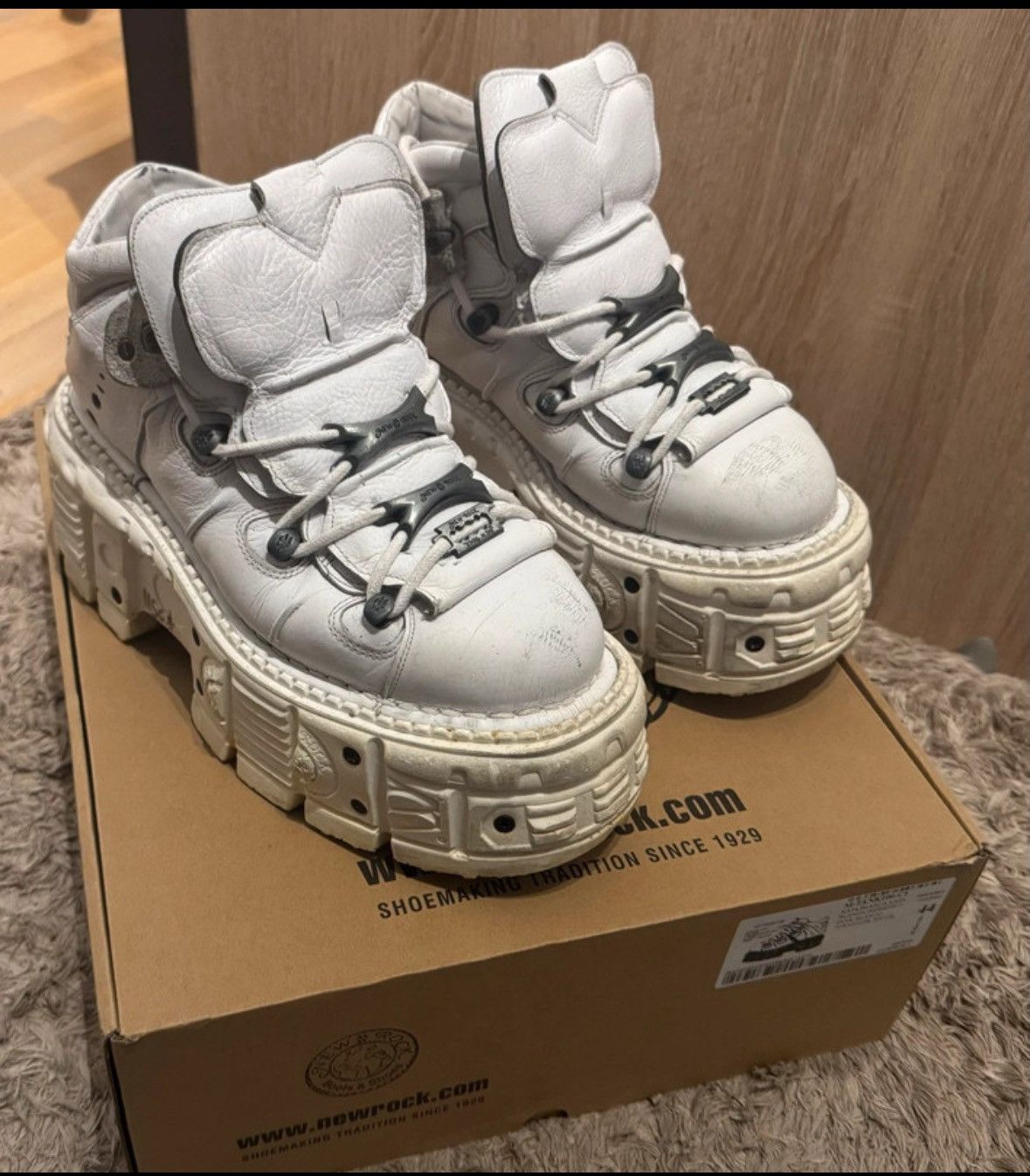 New Rock × Vintage New Rock m-tank106-c1 (white) | Grailed