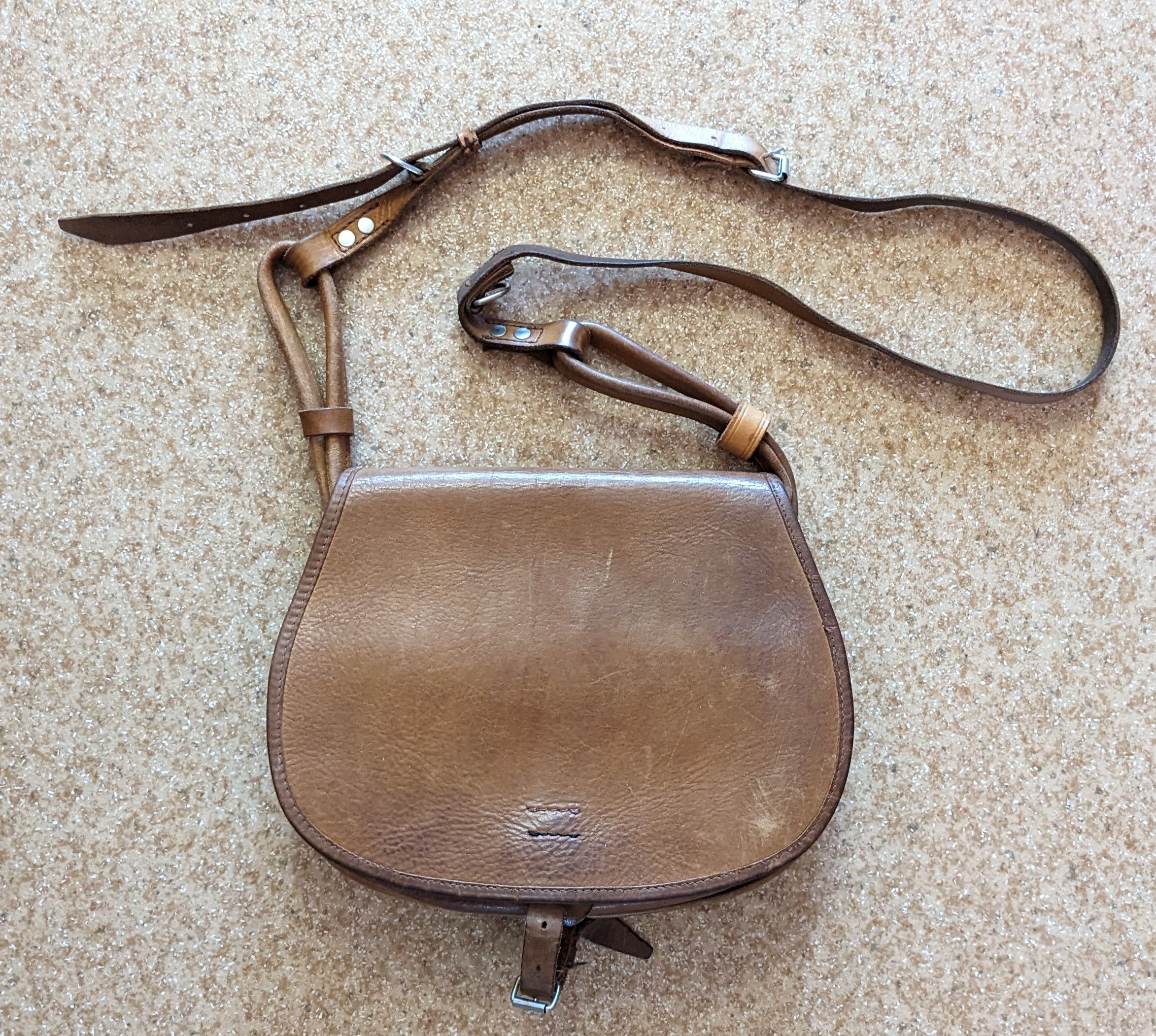 Hunter Vintage Leather hunting bag "Jagdtash" | Grailed