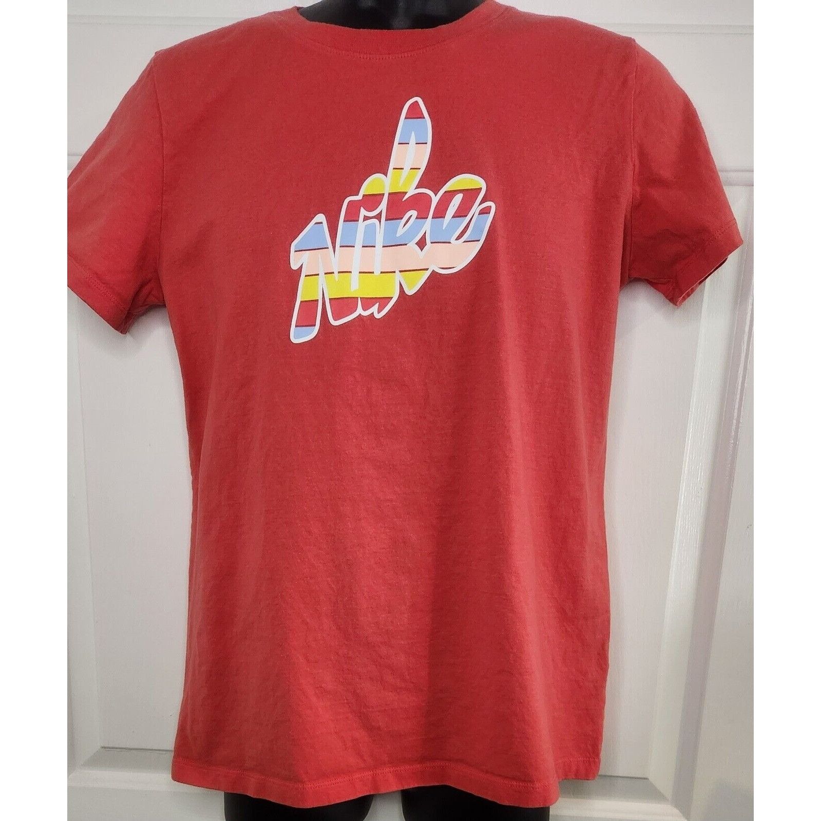 Nike Nike Unisex Nike Tee Spelled-Out Cursive Logo - Medium | Grailed