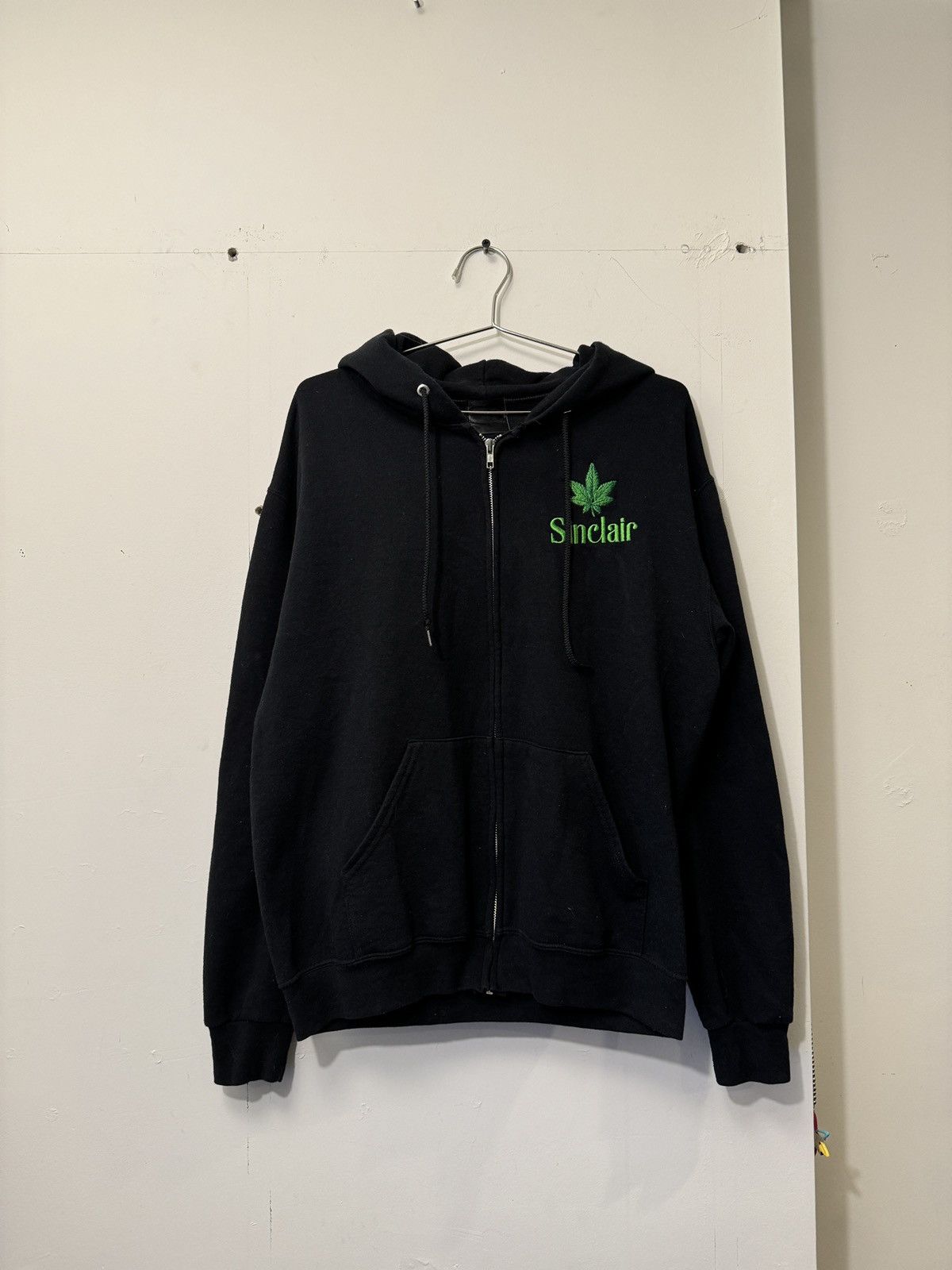 Sinclair Global × Streetwear SINCLAIR GLOBAL OG 420 WEED LOGO ZIP UP HOODIE RARE M | Grailed