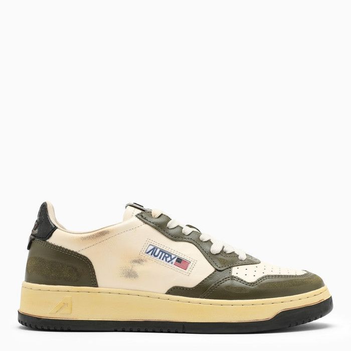 Autry AUTRY Super Vintage white/military/black trainer | Grailed