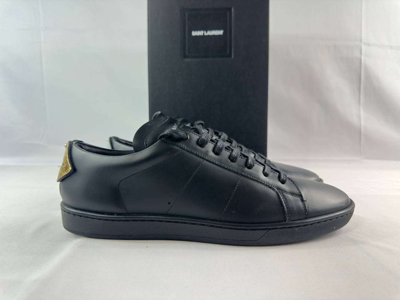 Saint Laurent Paris Saint Laurent SL/01 Signature Court Classic Lips ...